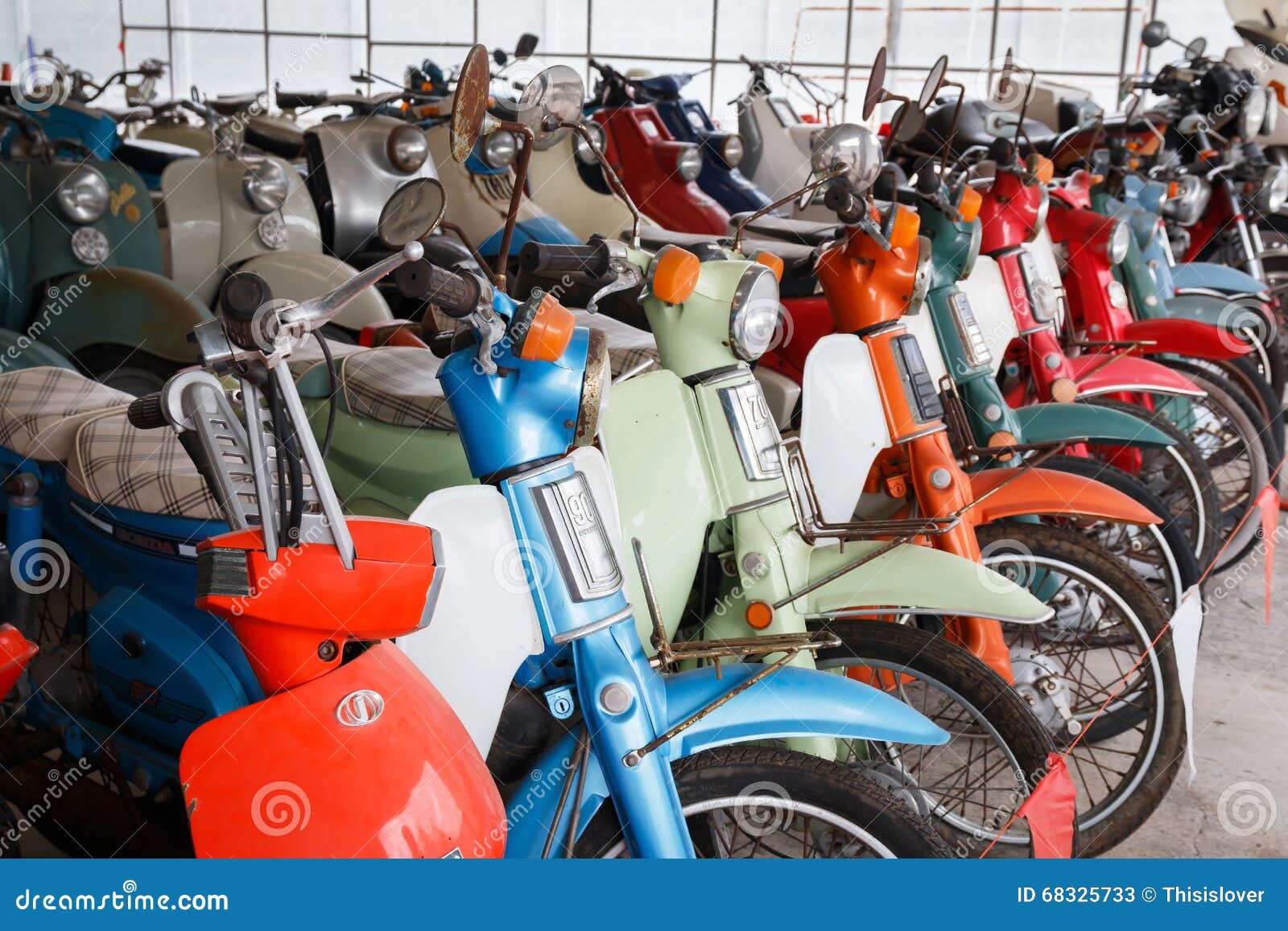 Gamla retro cyklar redaktionell arkivfoto. Bild av rektor - 68325733