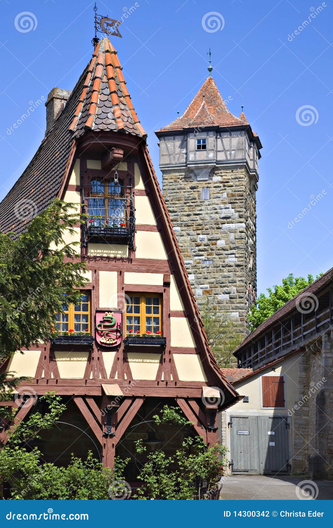 Gammal smedja arkivfoto. Bild av smedja, gammalt, väg - 14300342