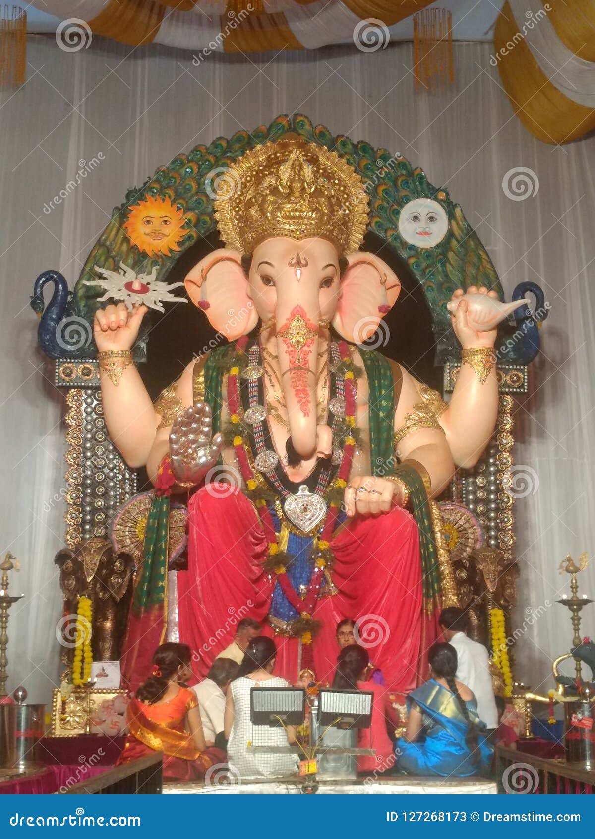 Ganapati bappa editorial stock photo. Image of vignesha - 127268173