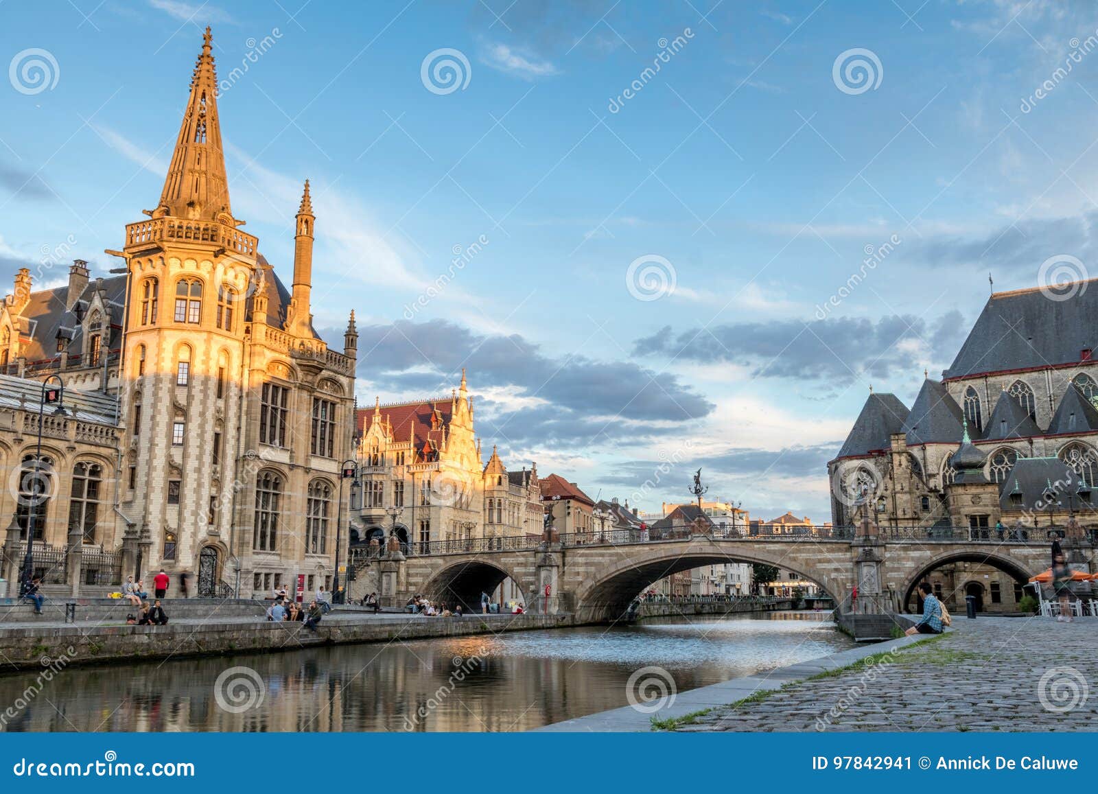 Gand photo éditorial. Image du capitale, cityscape, cathédrale - 97842941