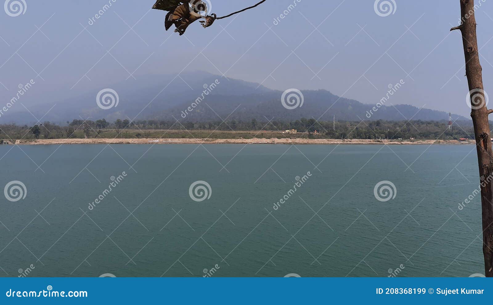 Gandak River Near The Village Of Martha. Nepal, Himalayan Mountains ...