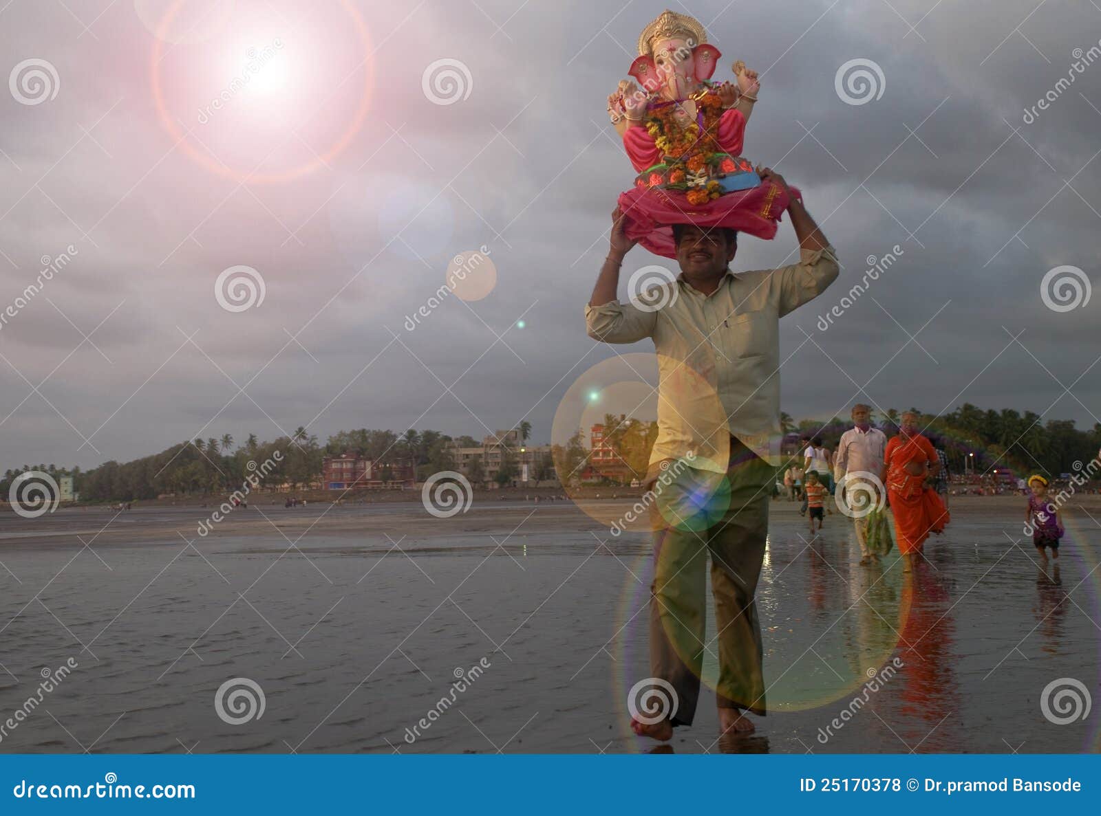 Ganesh immersion editorial stock photo. Image of alibag - 25170378