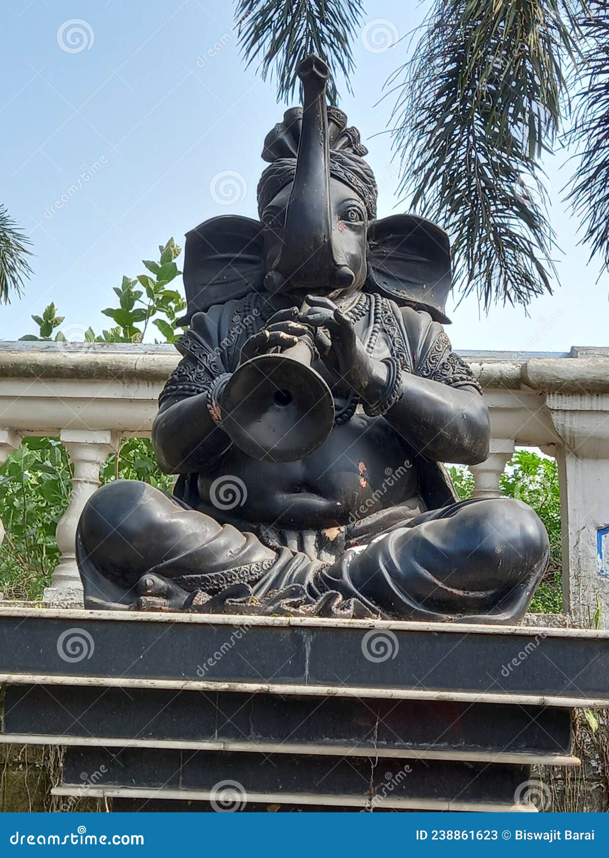 Ganesh stachu stock image. Image of clothing, carving - 238861623