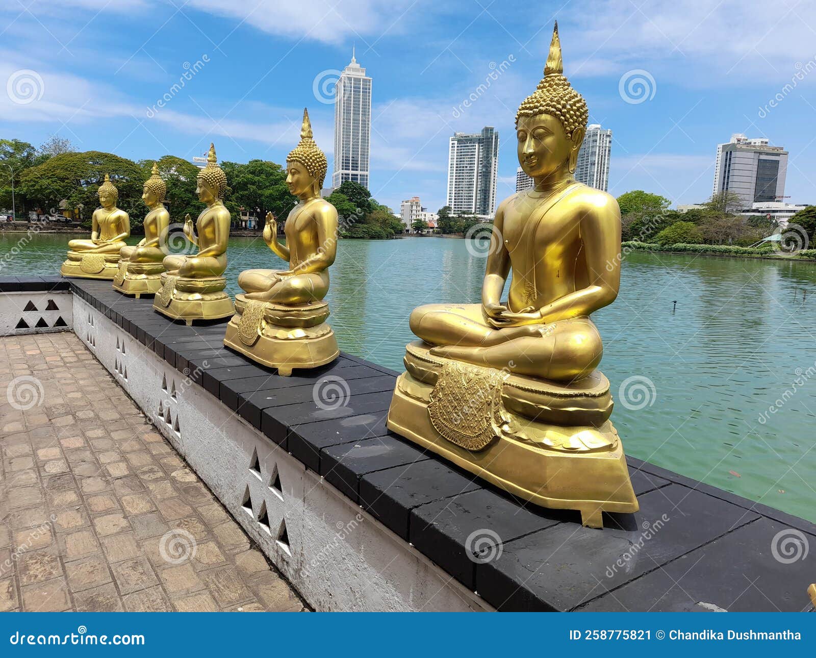 Gangarama Temple in Colombo Sri Lanka Editorial Photo - Image of ...