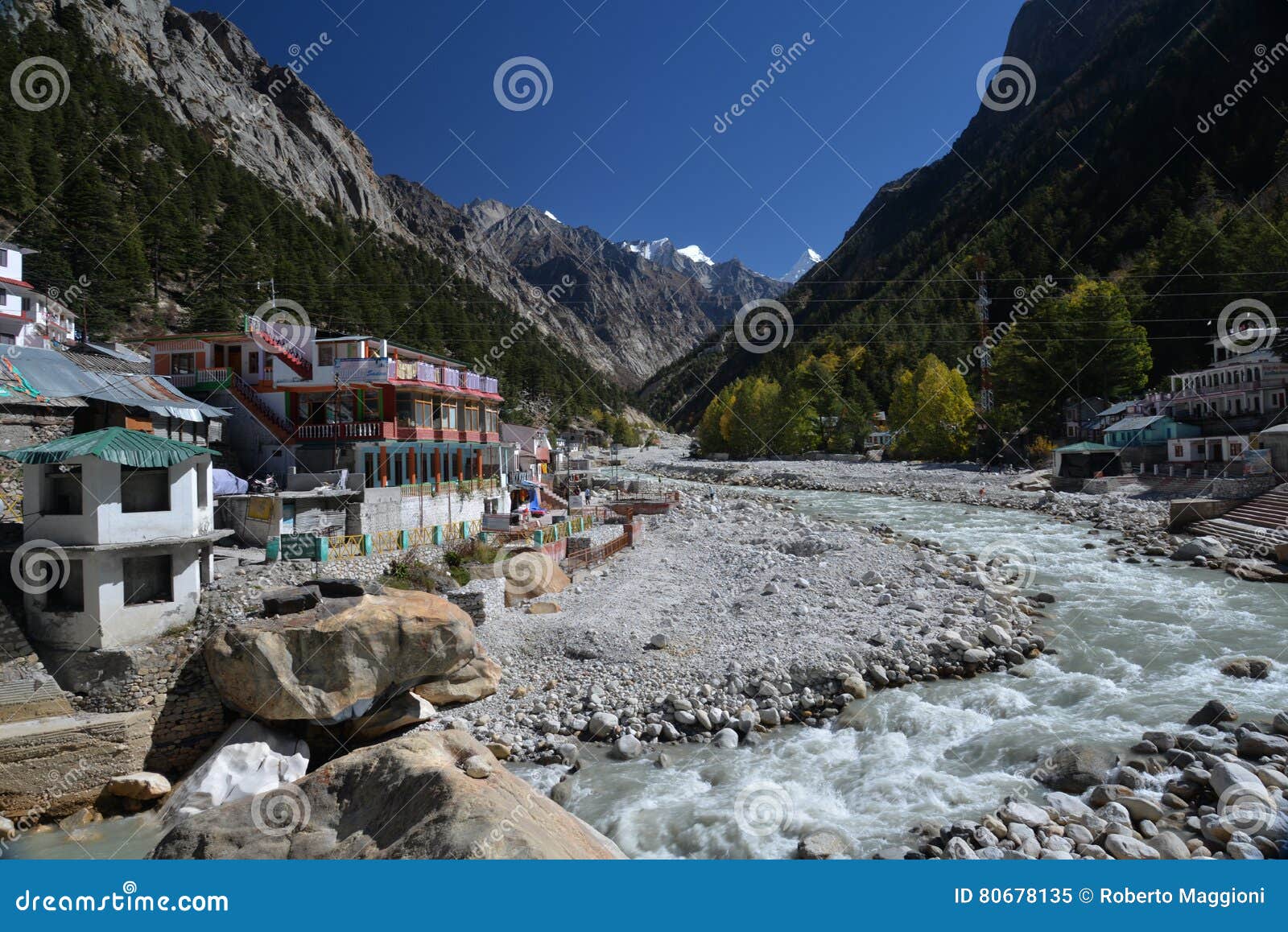Gangotri, Uttarakhand, Inde Fleuve Ganges En Inde Image éditorial ...