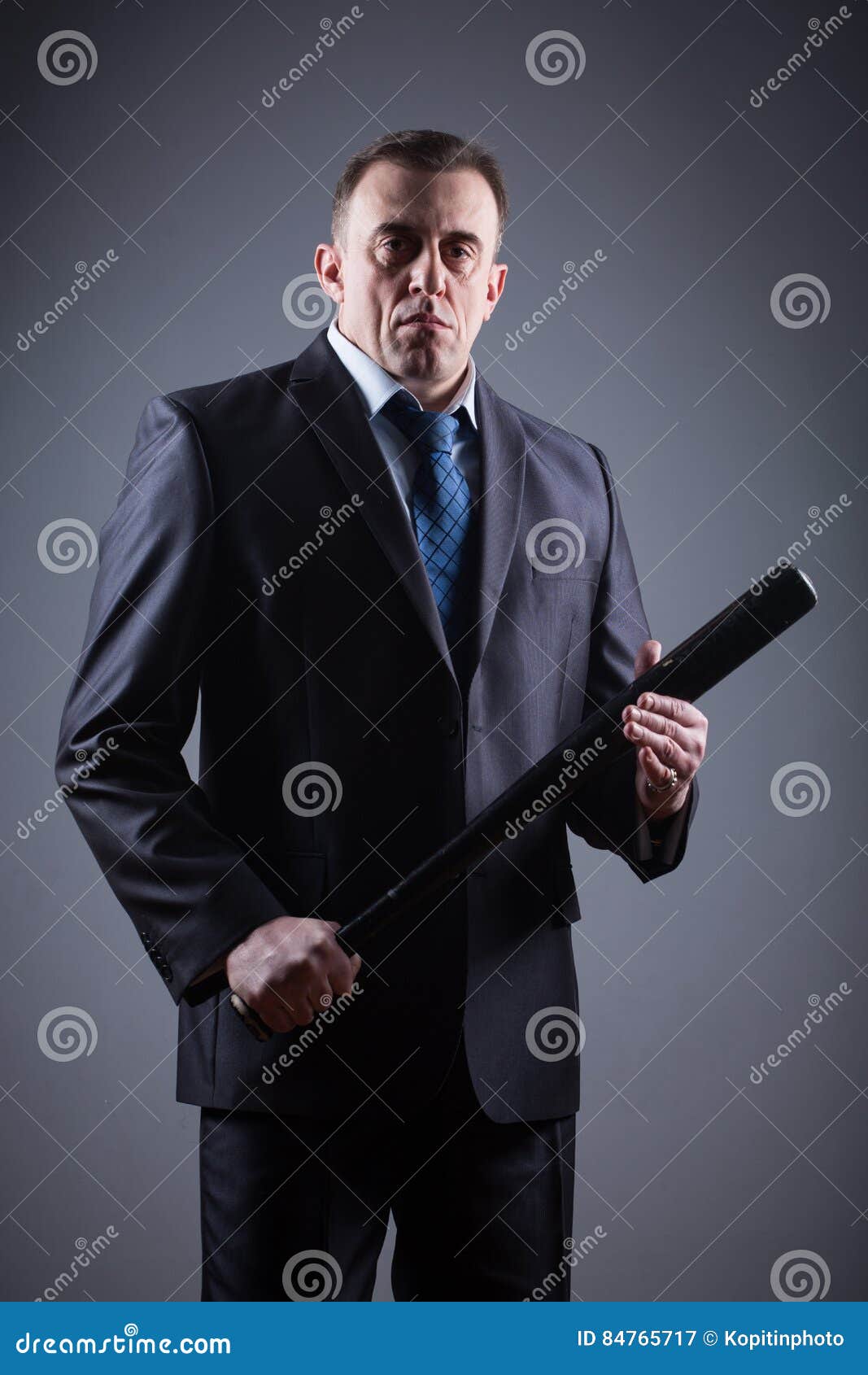 Gangster Maschio Con La Mazza Da Baseball Immagine Stock - Immagine di ...