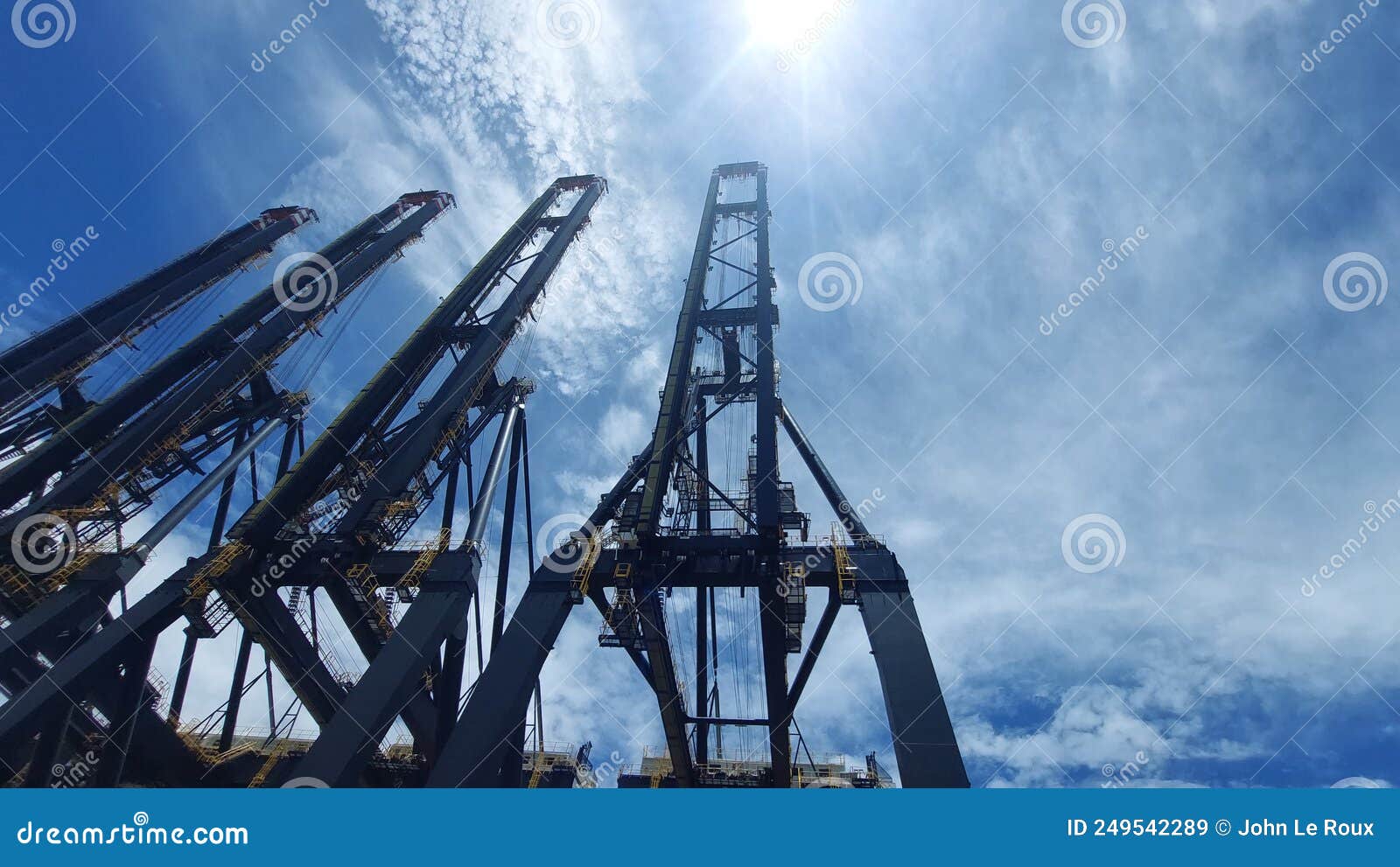 Gantry Crane in Port stock image. Image of port, opperations - 249542289