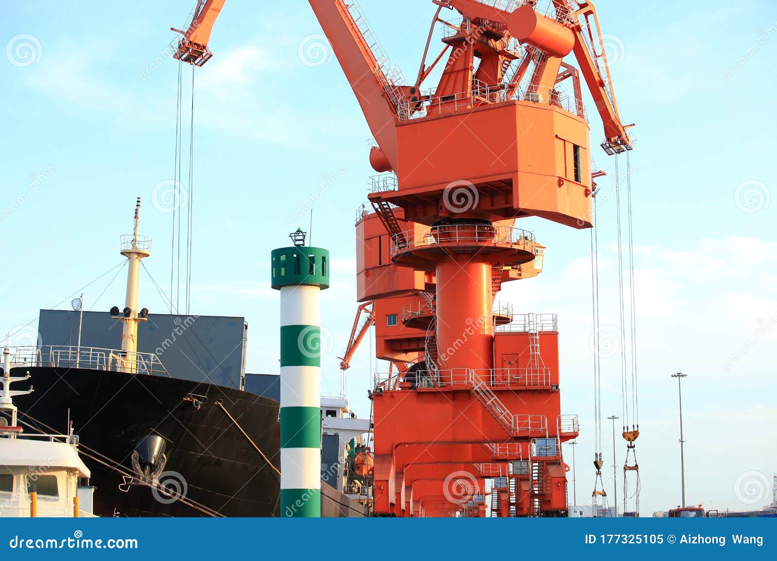 Gantry crane and ship stock image. Image of industry - 177325105