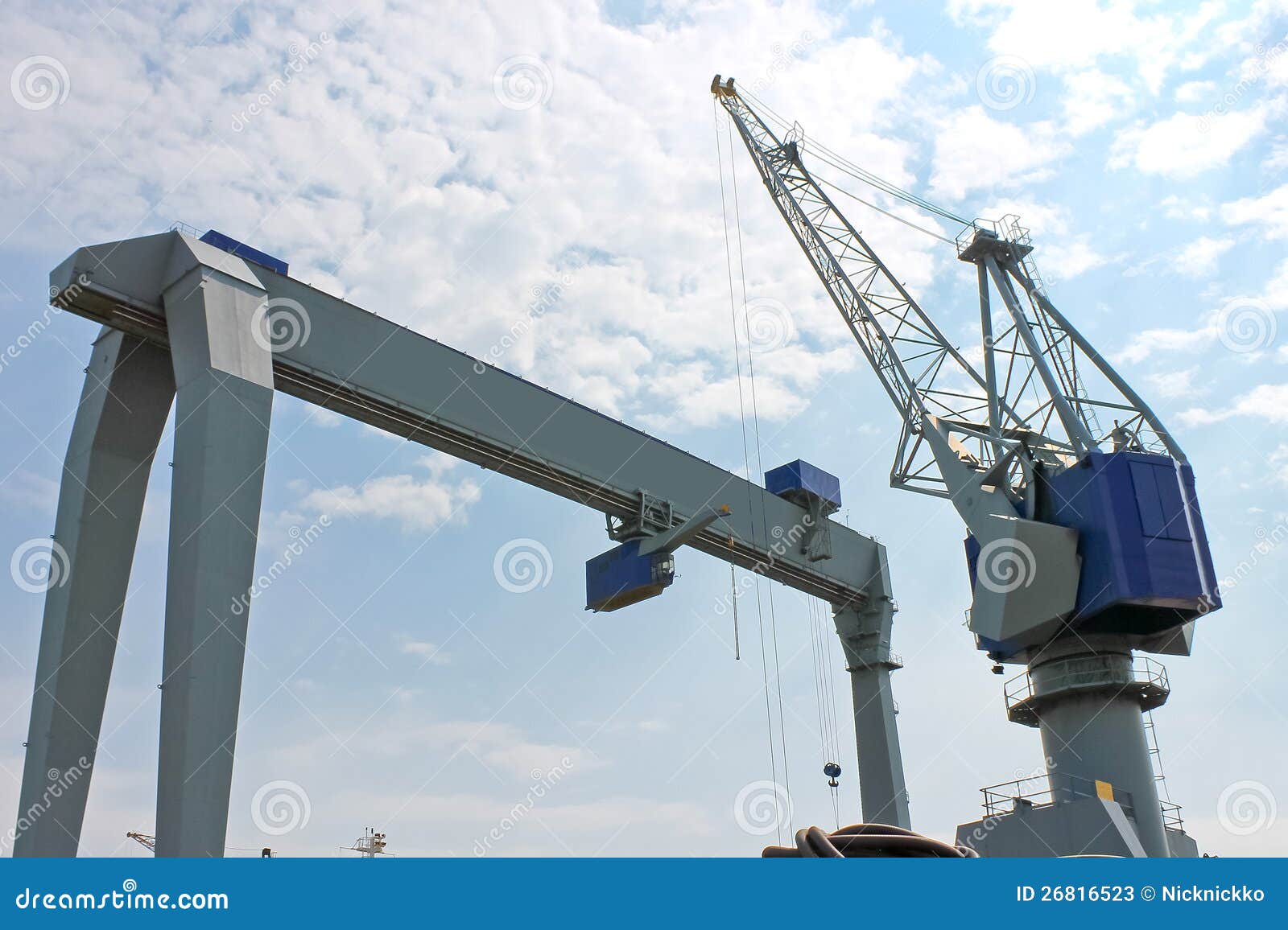 Gantry crane for unloading stock image. Image of hoisting - 26816523