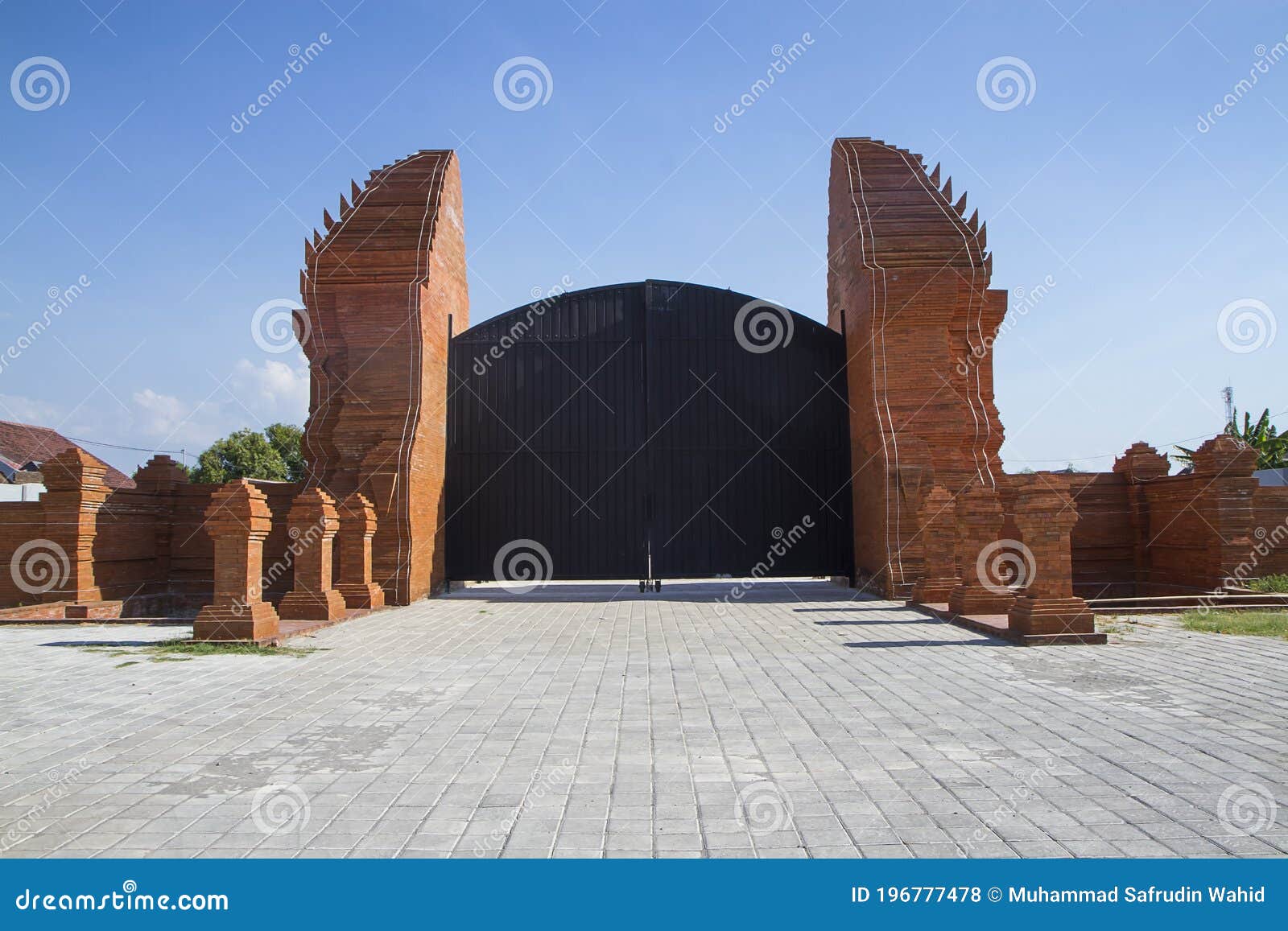 Gapura or Traditional Javanese Gate. Kediri, East Java, Indonesia Stock ...