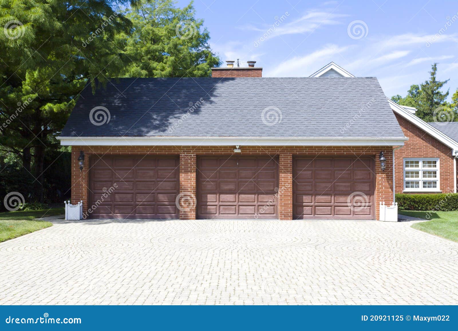 Garage stock image. Image of lamp, cement, floor, nature - 20921125