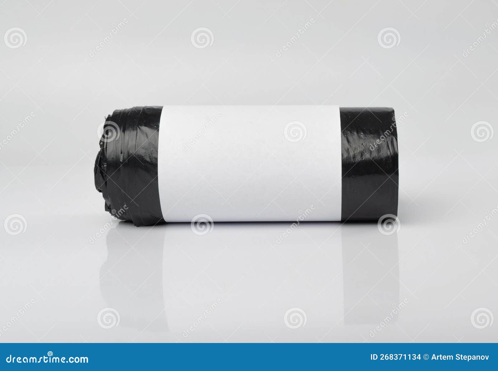 Garbage Bag Roll Isolated. Trash Package, New Rolled Plastic Bin Bags ...