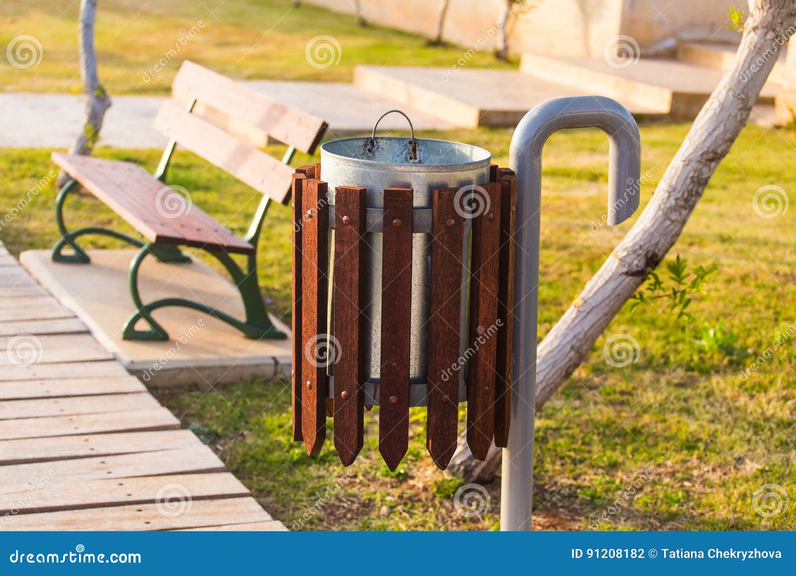Garbage bin in city park stock photo. Image of ecology - 91208182