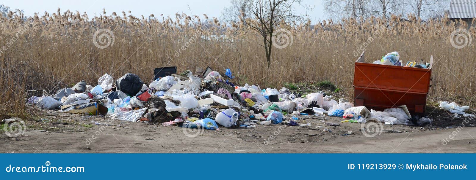 The Garbage Can is Packed with Garbage and Waste. Untimely Remov Stock ...