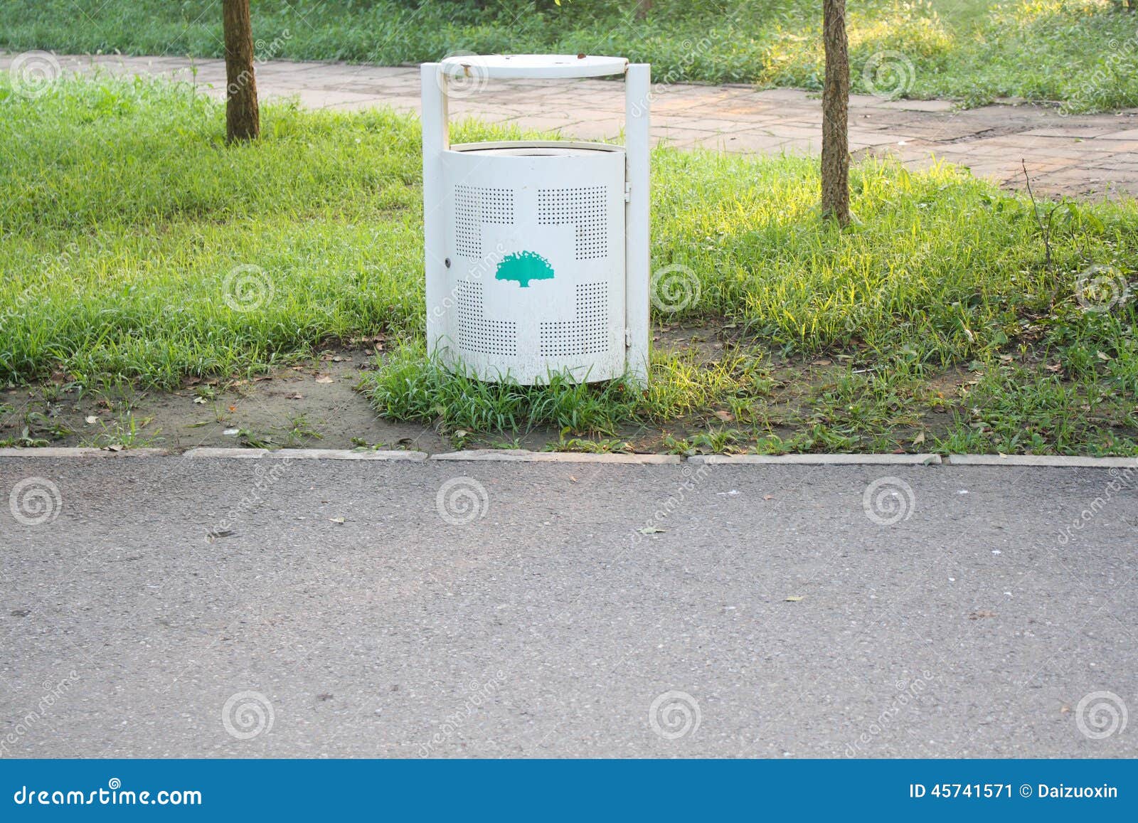 Garbage Can stock image. Image of outdoors, plastic, meadow - 45741571