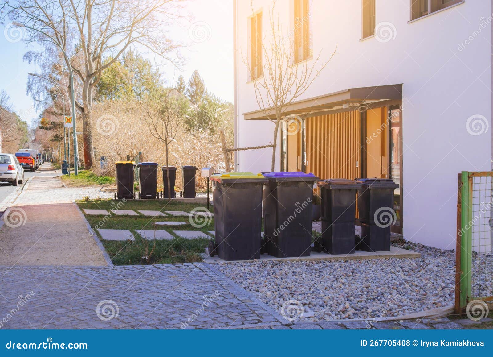 Garbage Cans for Separating Garbage in the Yard, for Paper, Plastic and ...