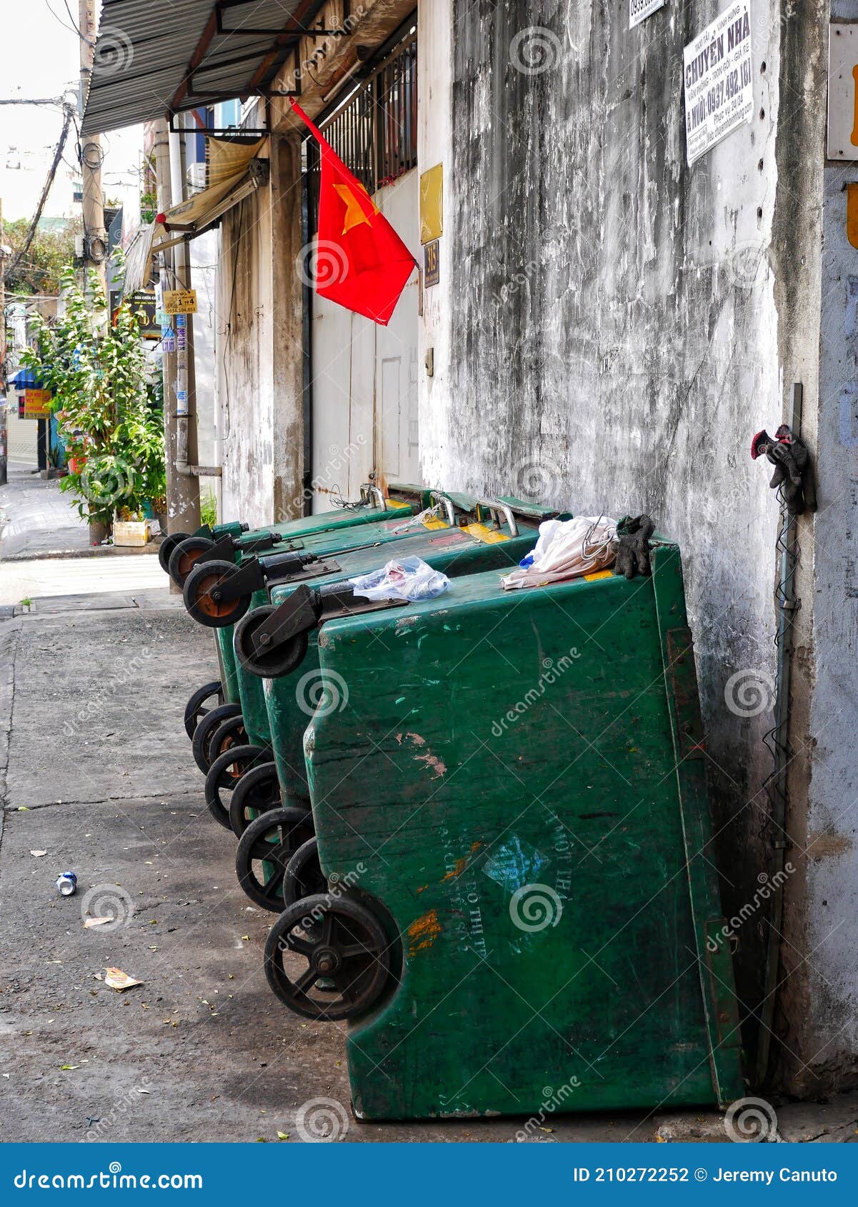 Garbage Collection in Vietnam Editorial Photography - Image of city ...