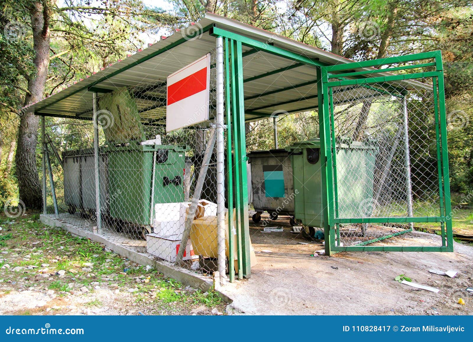 Fence For Garbage Container