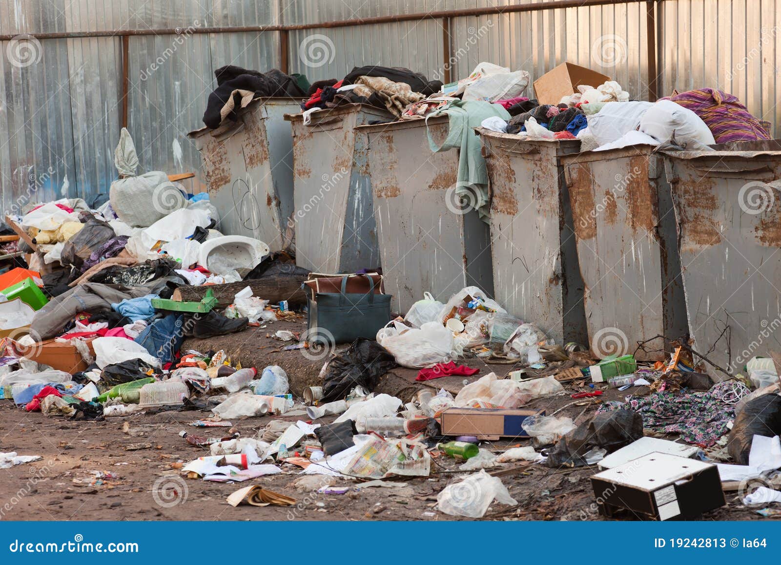 Garbage dump stock image. Image of material, garbage - 19242813