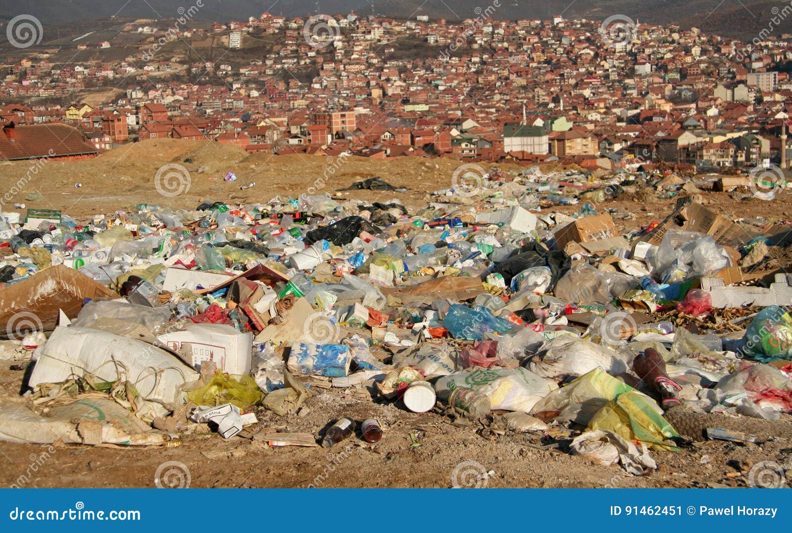 Garbage dump the city editorial photo. Image of dirty - 91462451