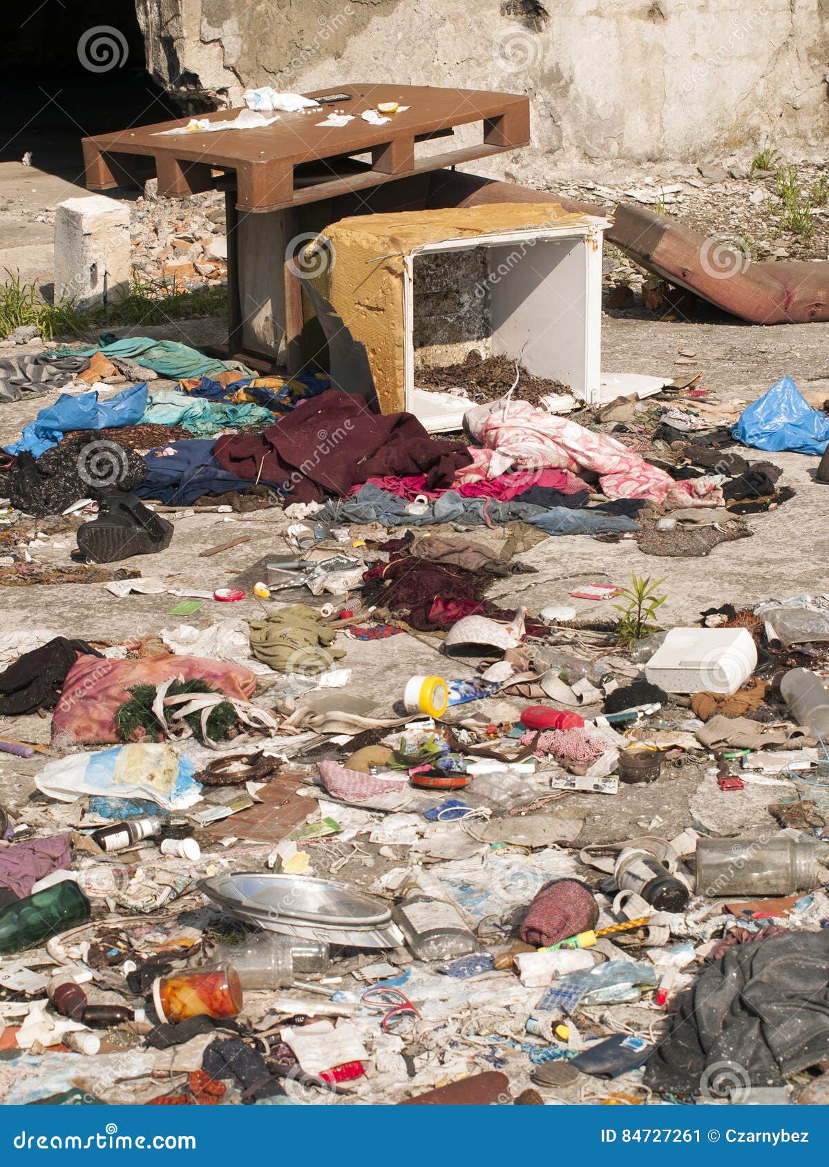 Garbage dump stock image. Image of outdoors, garbage - 84727261