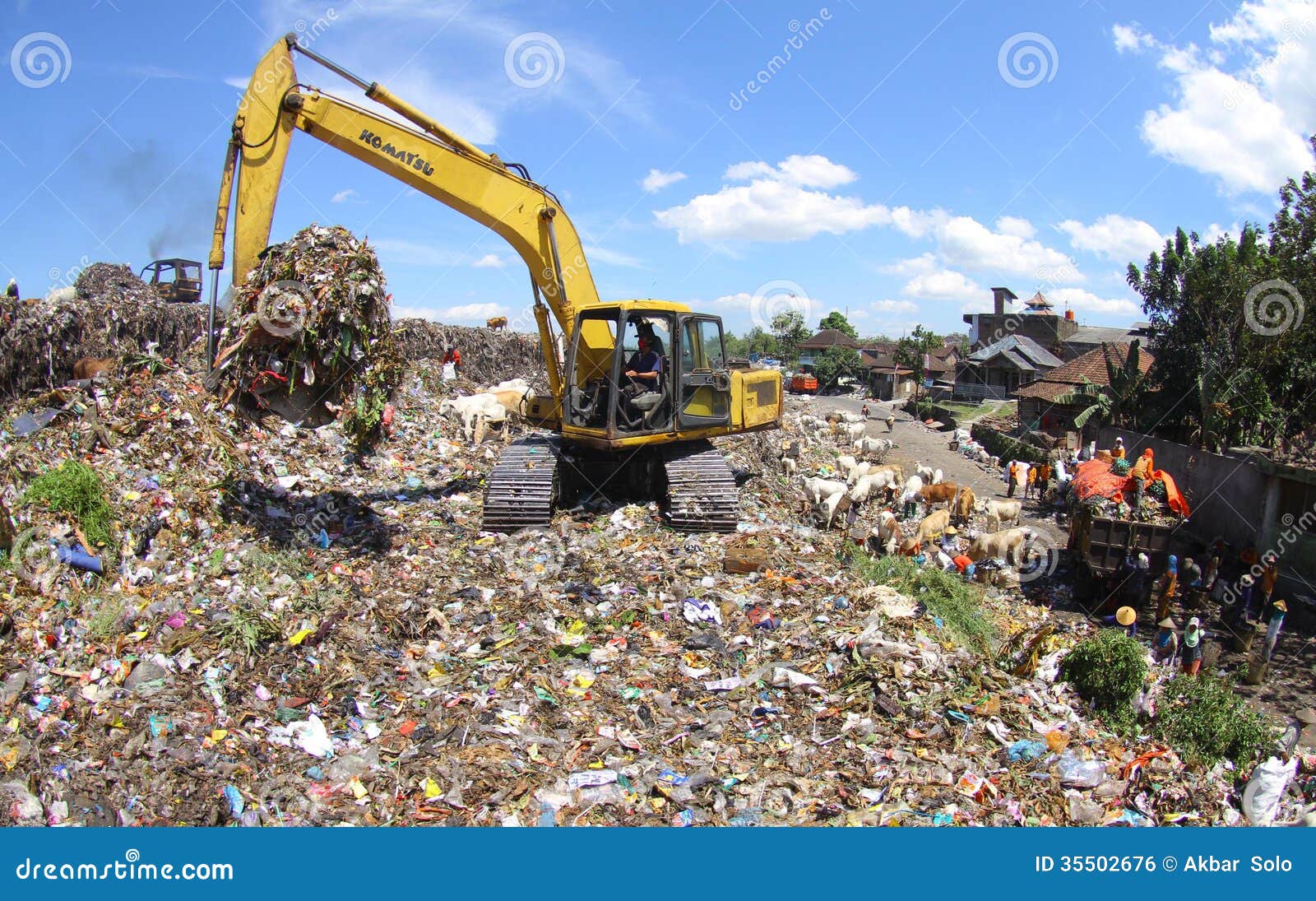 Garbage final landfill editorial photo. Image of tree - 35502676