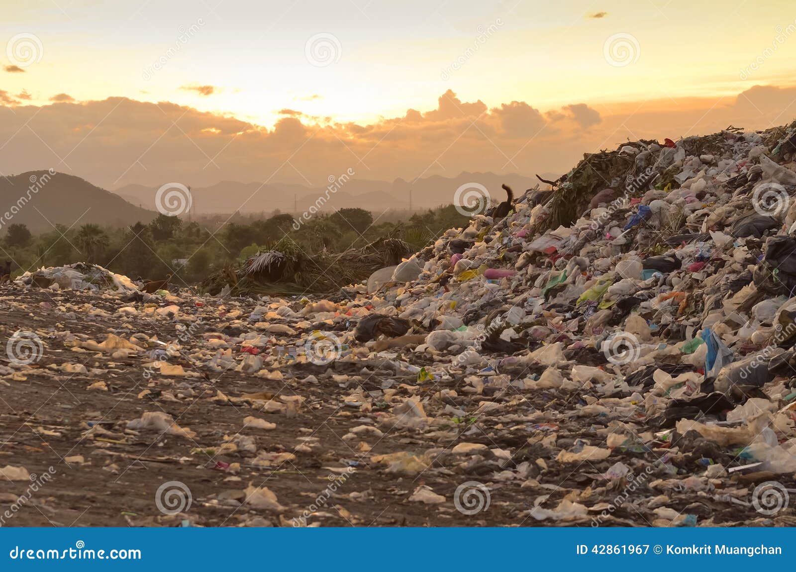 Garbage heap stock image. Image of heap, sunset, light - 42861967