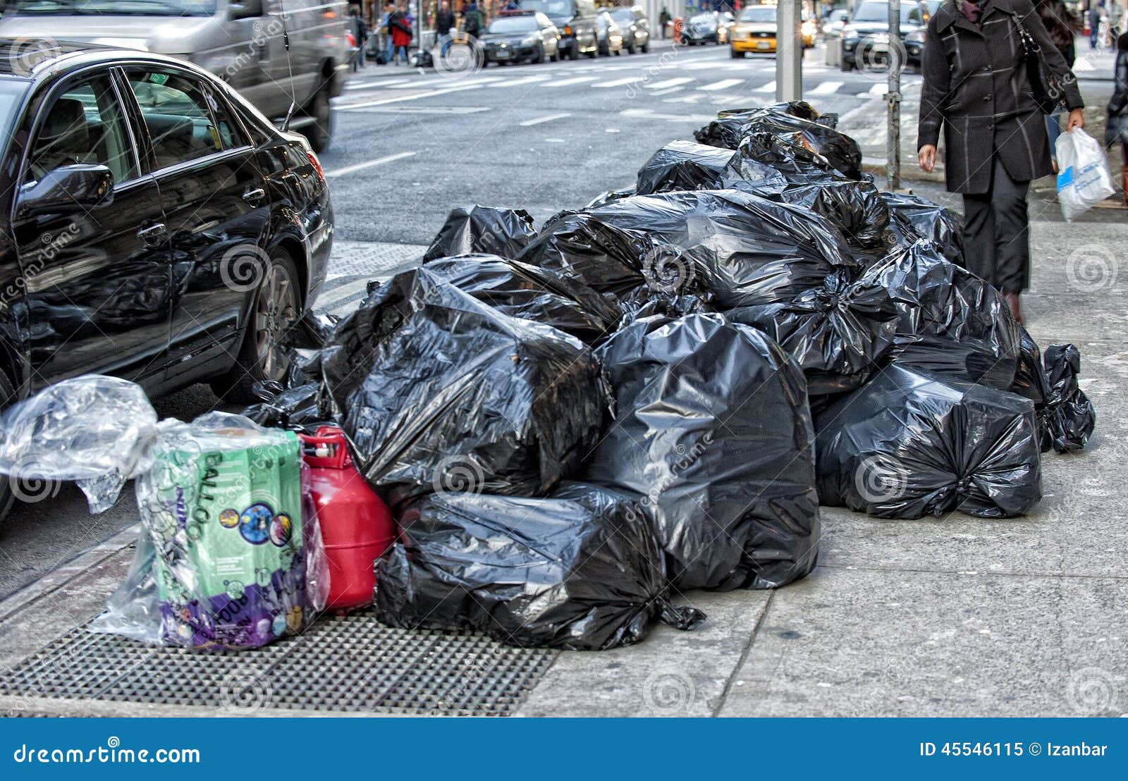 Garbage in new york street editorial image. Image of plastic - 45546115