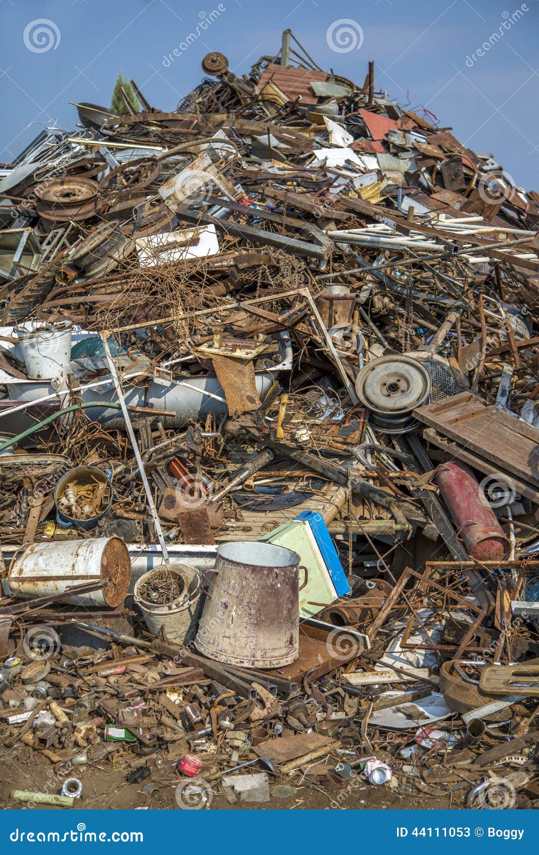 Garbage pile stock image. Image of disposal, plastic - 44111053