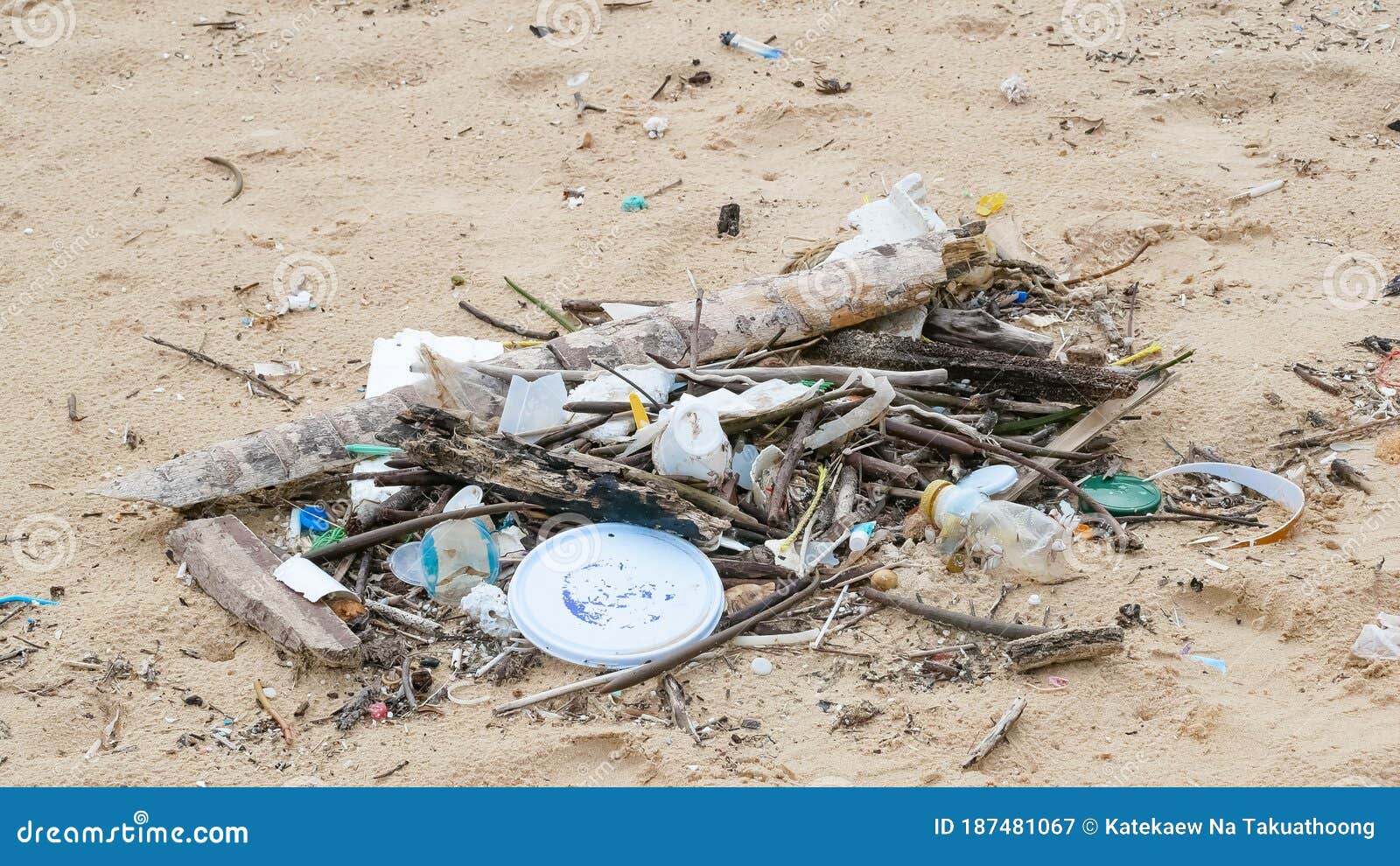 Garbage on sand beach stock image. Image of sand, empty - 187481067