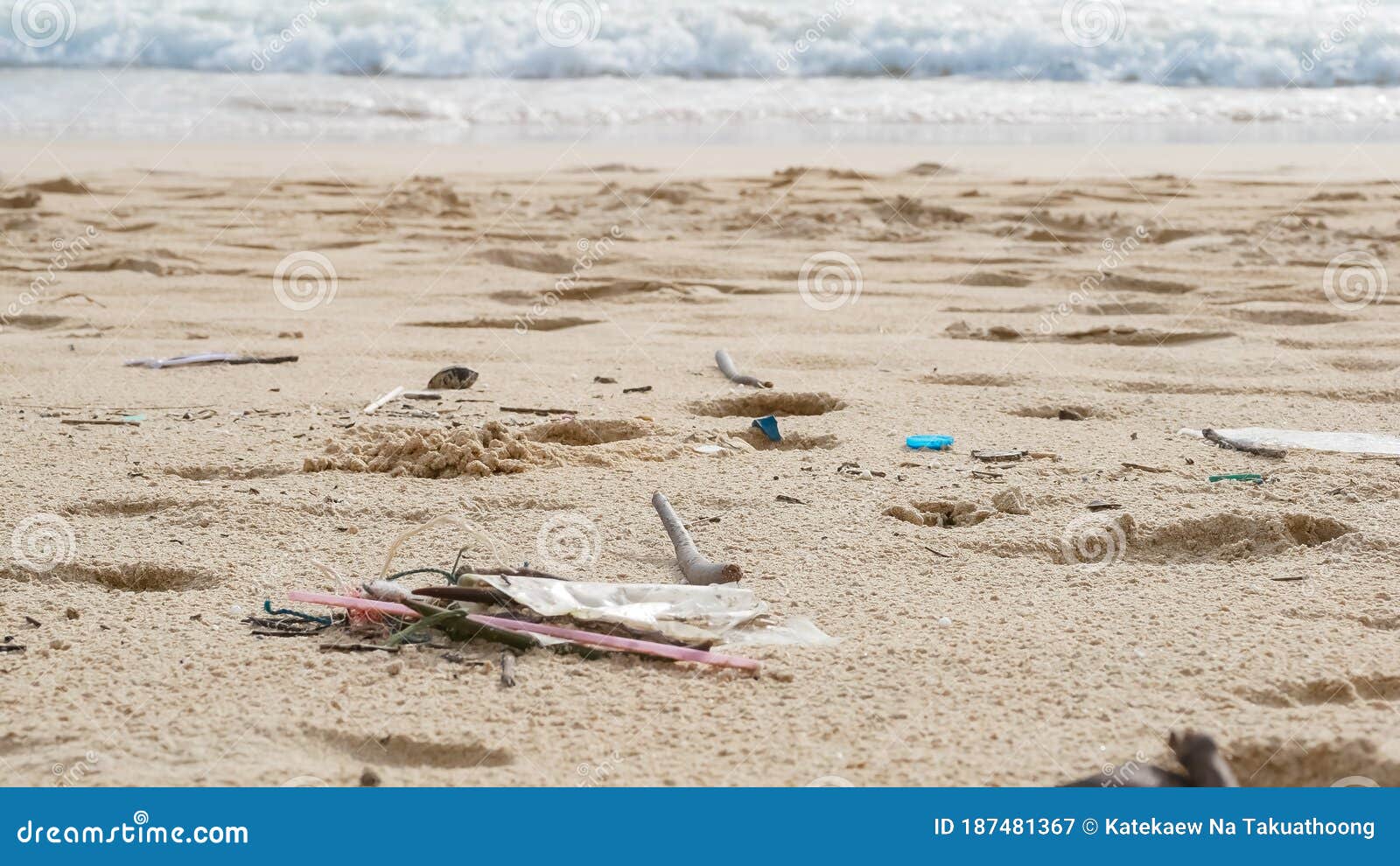 Garbage on sand beach stock image. Image of coastline - 187481367
