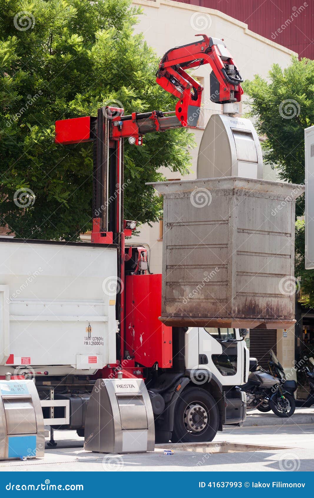 Garbage Truck Collecting Garbage Cans Stock Photos - Free & Royalty ...