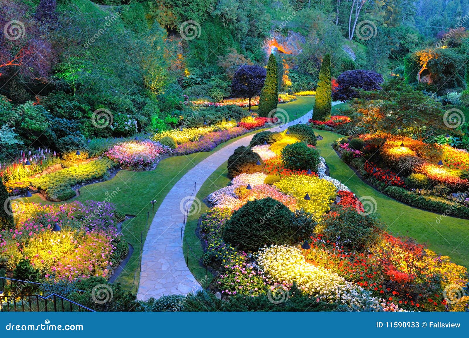 Garden Scene Macro Shot Stock Photo | CartoonDealer.com #140012562