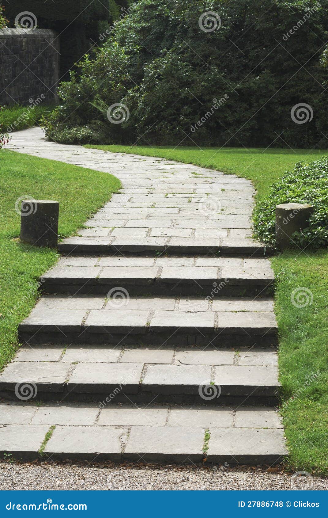 Garden Path with Steps. England Stock Photo - Image of english, curve ...