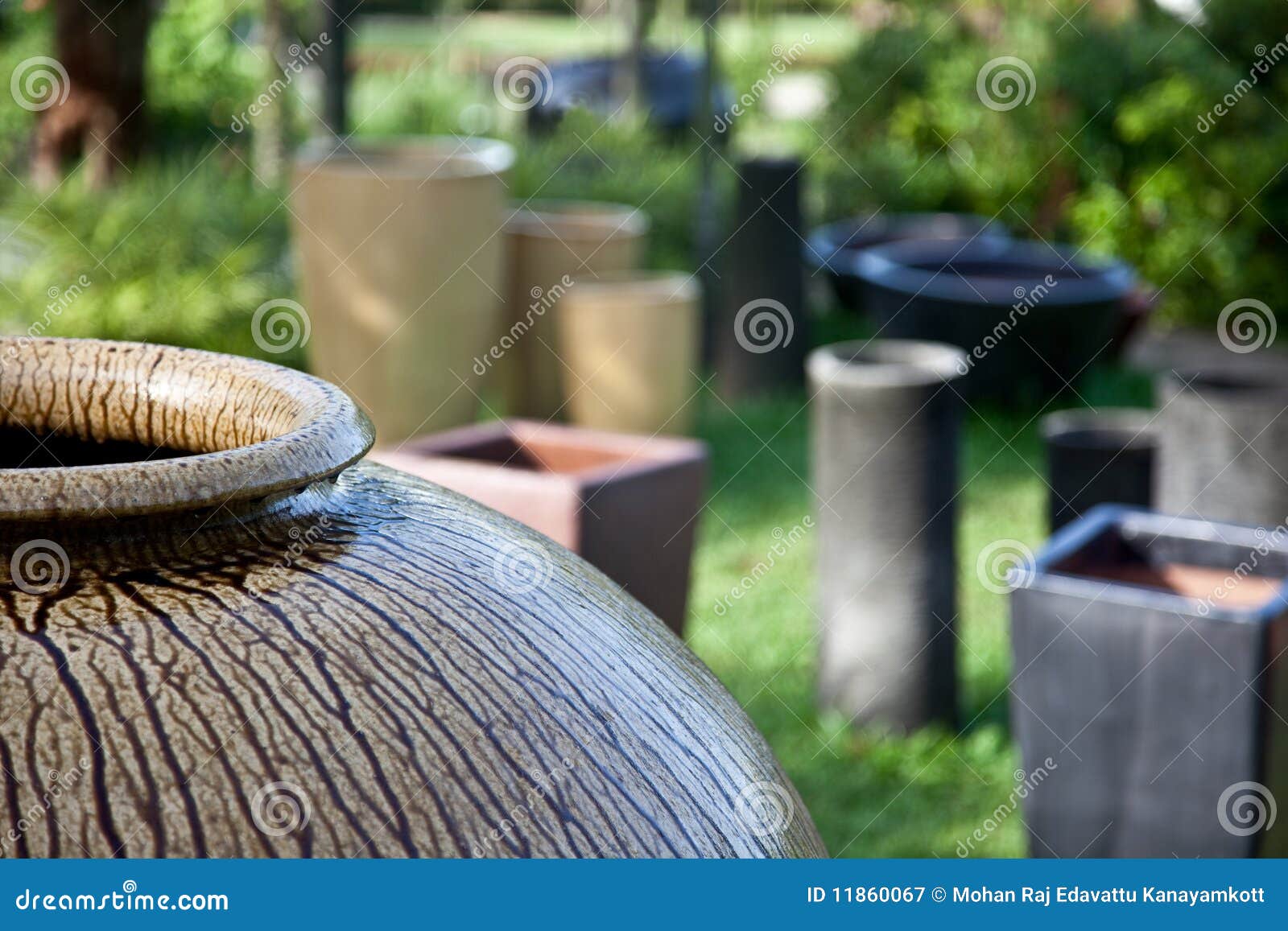 Garden pots stock image. Image of pots, pottery, gardening - 11860067