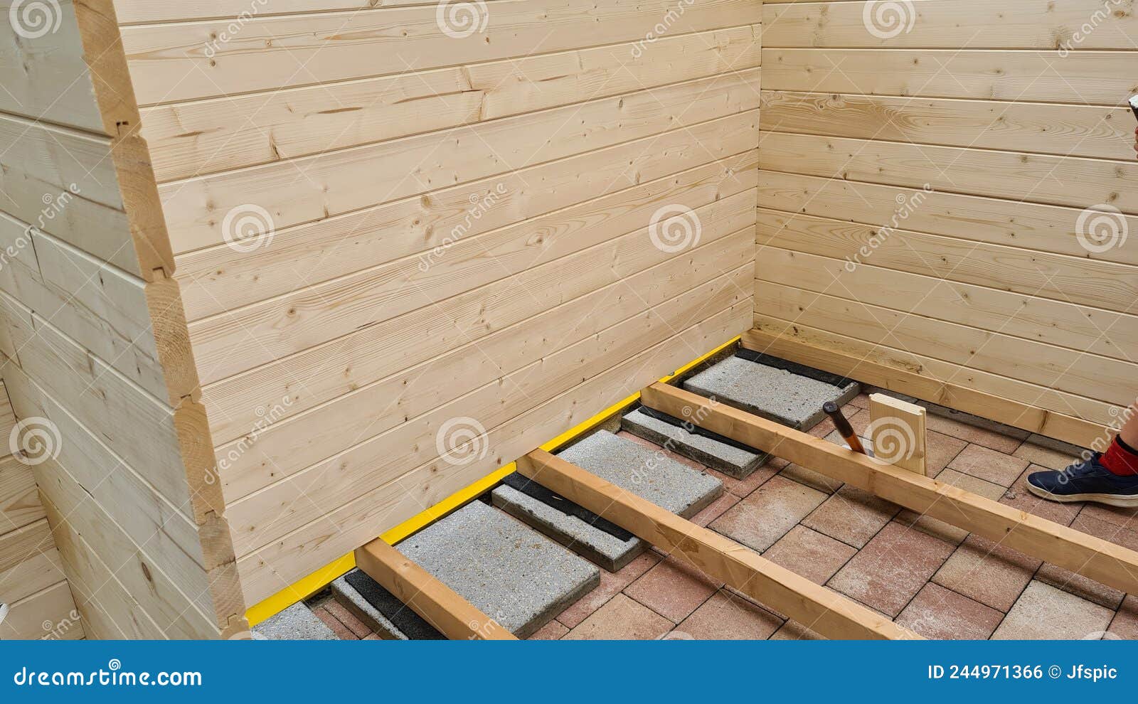 Nice Log Cabin Under Construction Stock Photo - Image of cottage ...