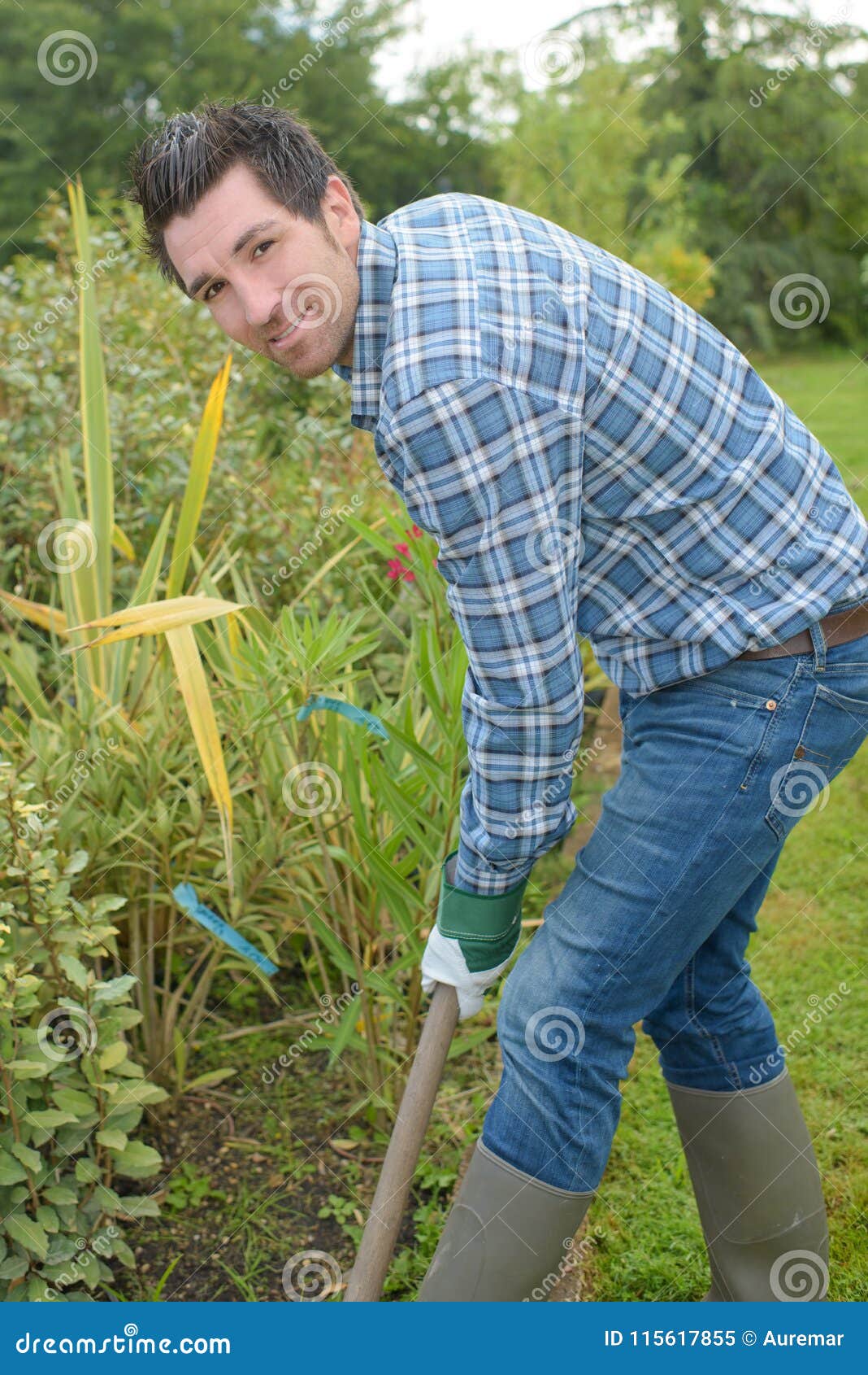 Gardener Digging Flower Bed Stock Image - Image of landscaping, earth ...