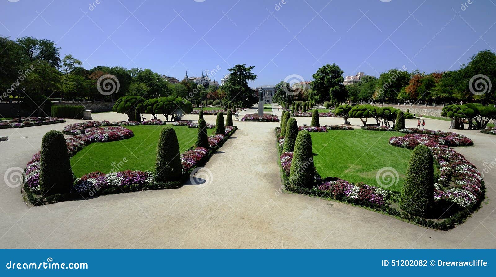 Gardens in the Park editorial photography. Image of park - 51202082