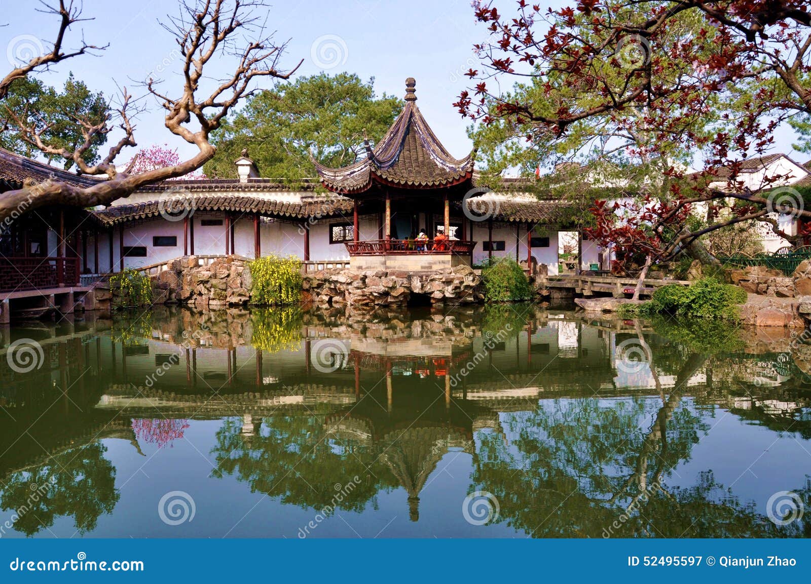 Gardens in Suzhou editorial photography. Image of gardens - 52495597