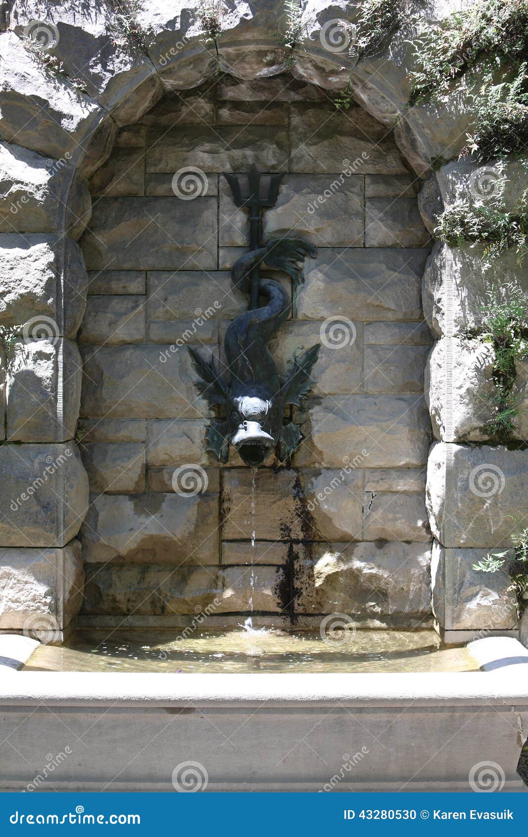 Dragon Water Feature stock photo. Image of sculpture - 43280530