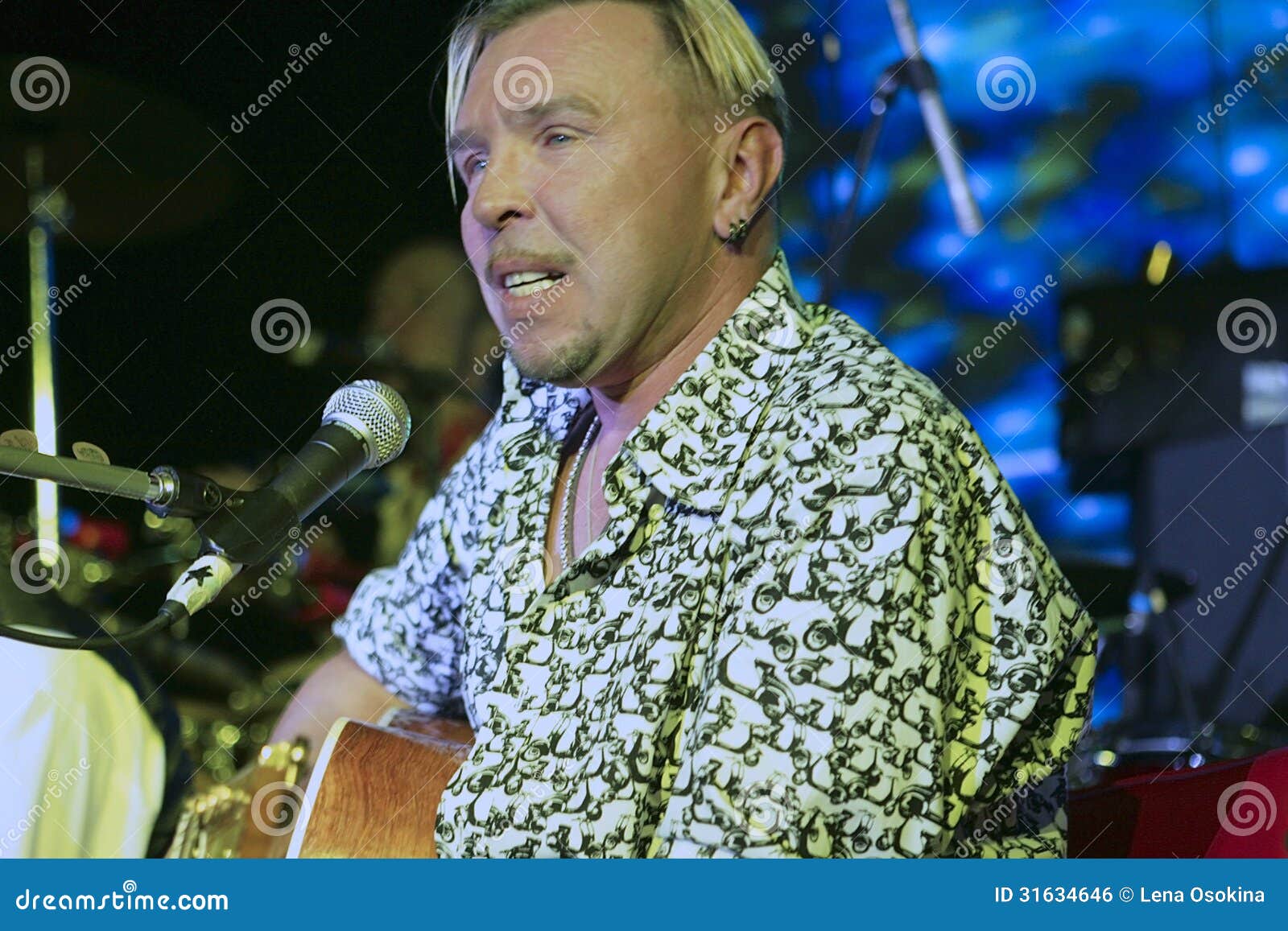 Garik Sukachev foto editorial. Imagen de trompeta, restaurante - 31634646