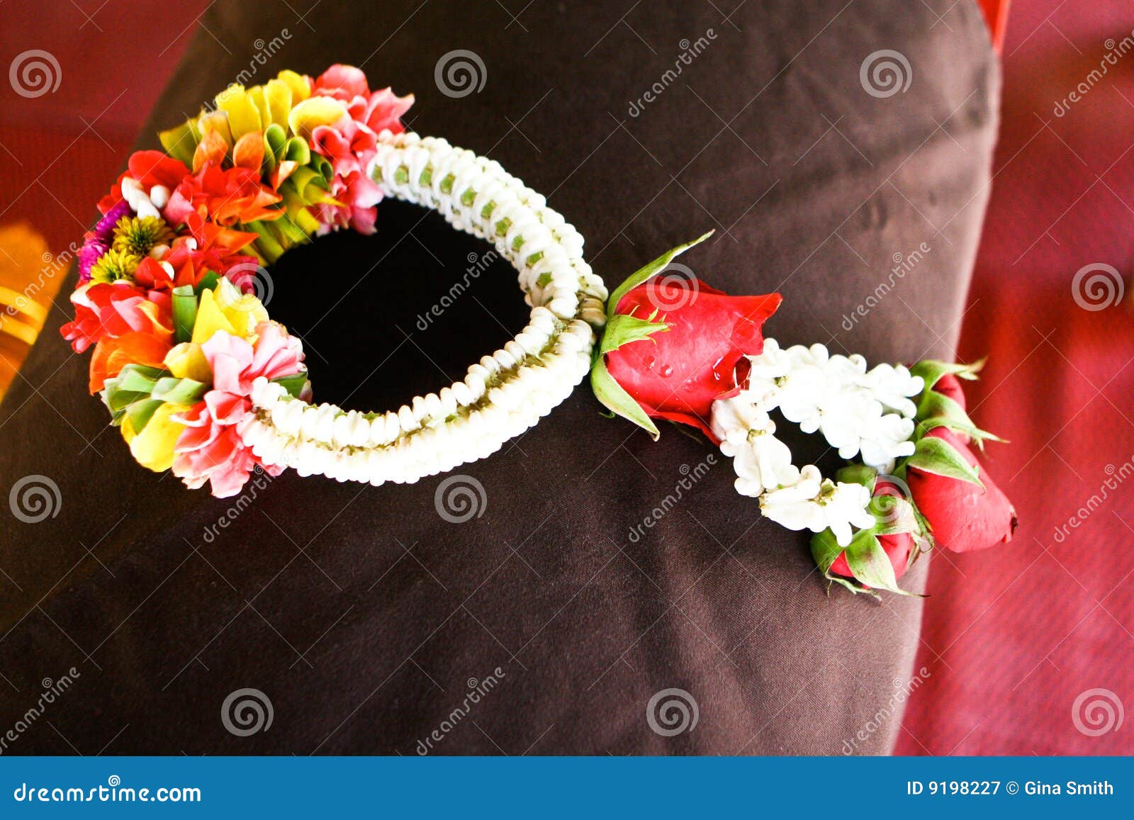 Garland stock image. Image of living, fragrant, attractive - 9198227