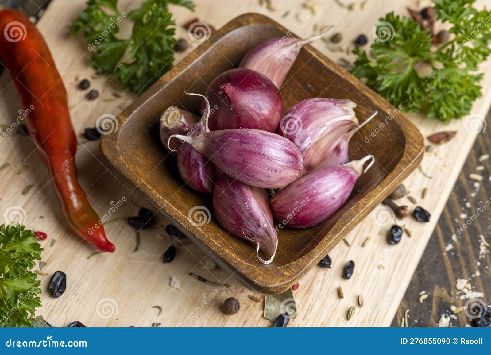 Garlic on the Kitchen Table during Cooking Stock Photo - Image of fresh ...