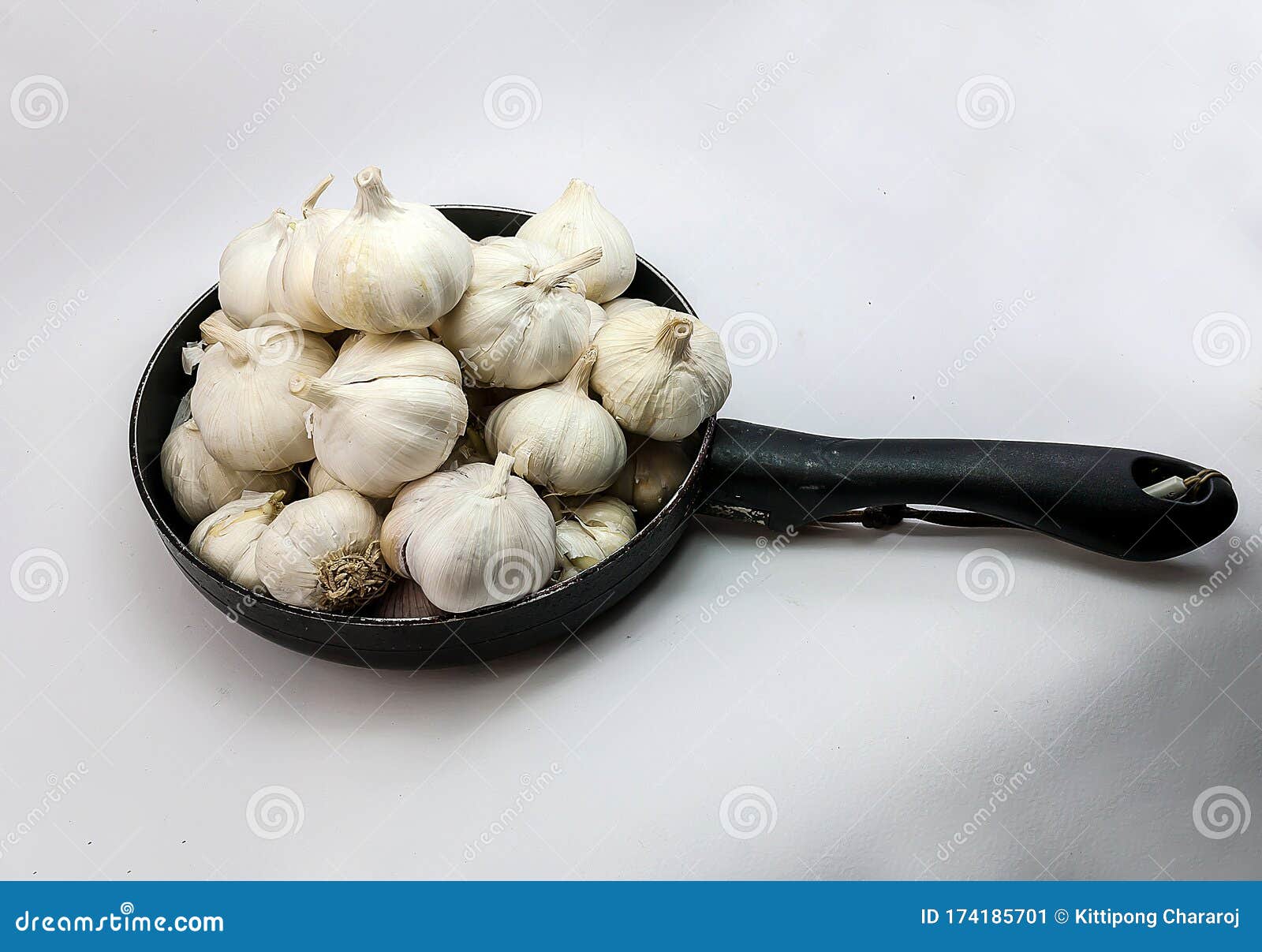 Garlic Mass with Pan on White Background Stock Image - Image of autumn ...