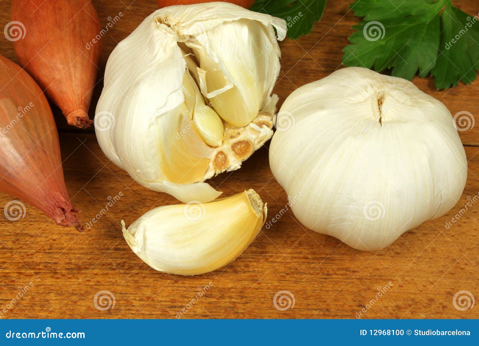 Garlic and shallot stock photo. Image of vegetarian, garlic - 12968100