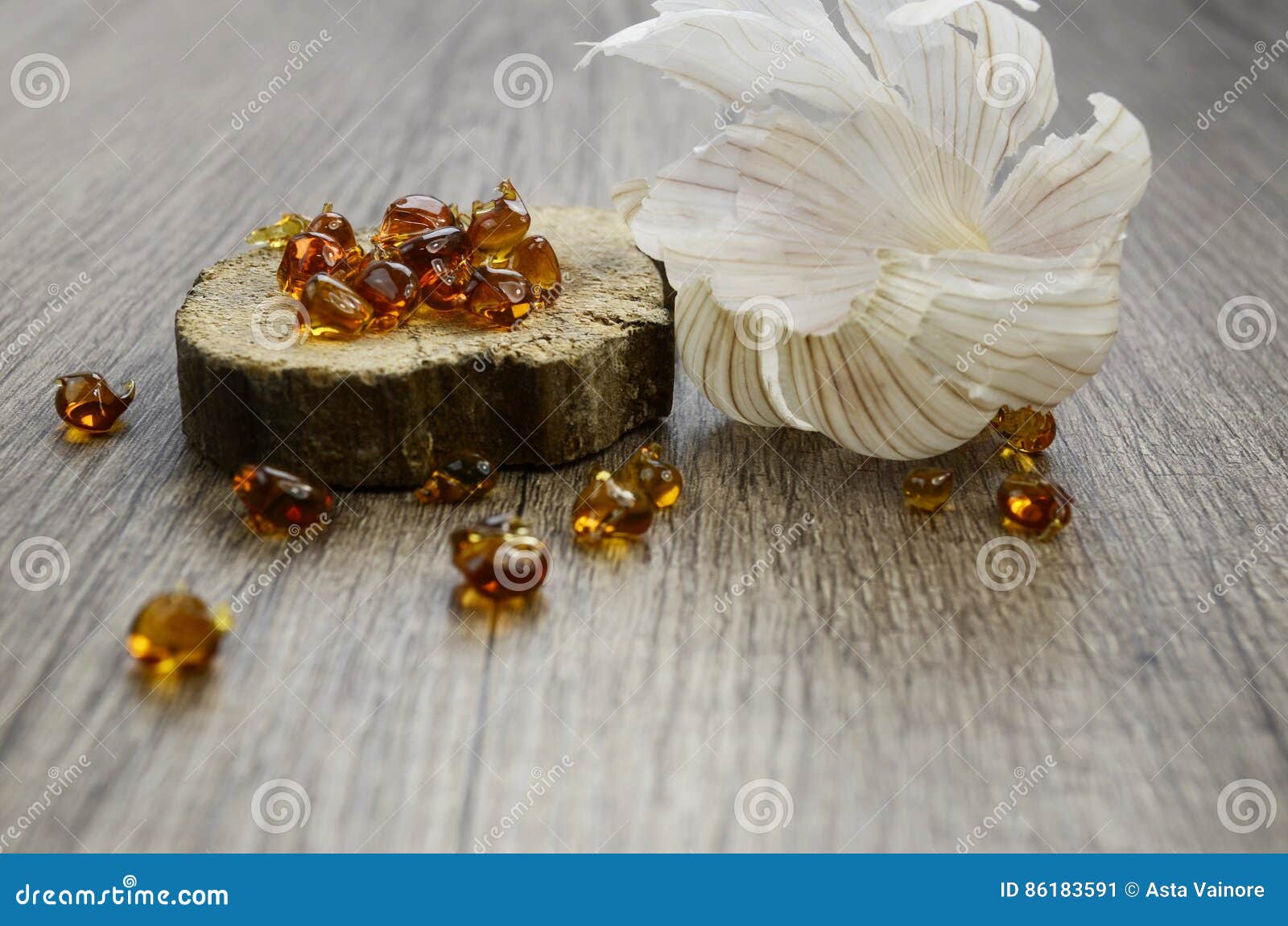 Garlic shell stock image. Image of elements, natural - 86183591