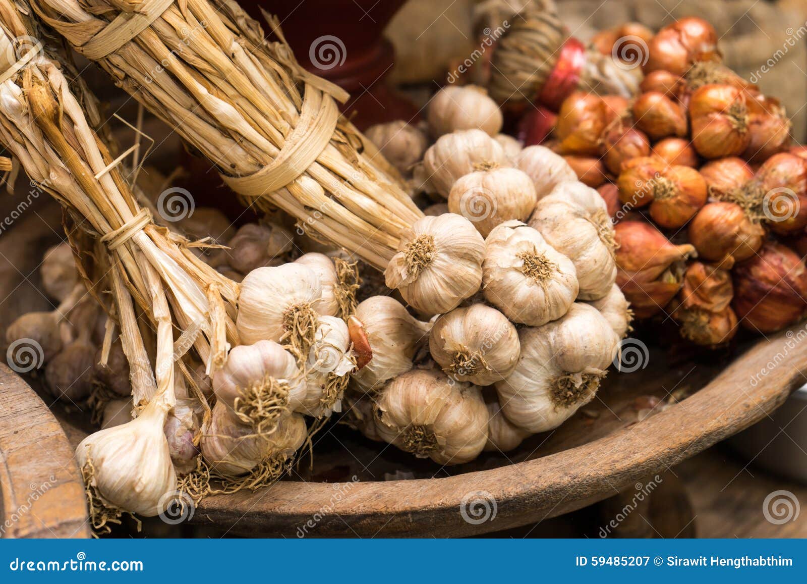 Garlic in vintage kitchen stock image. Image of garlic - 59485207