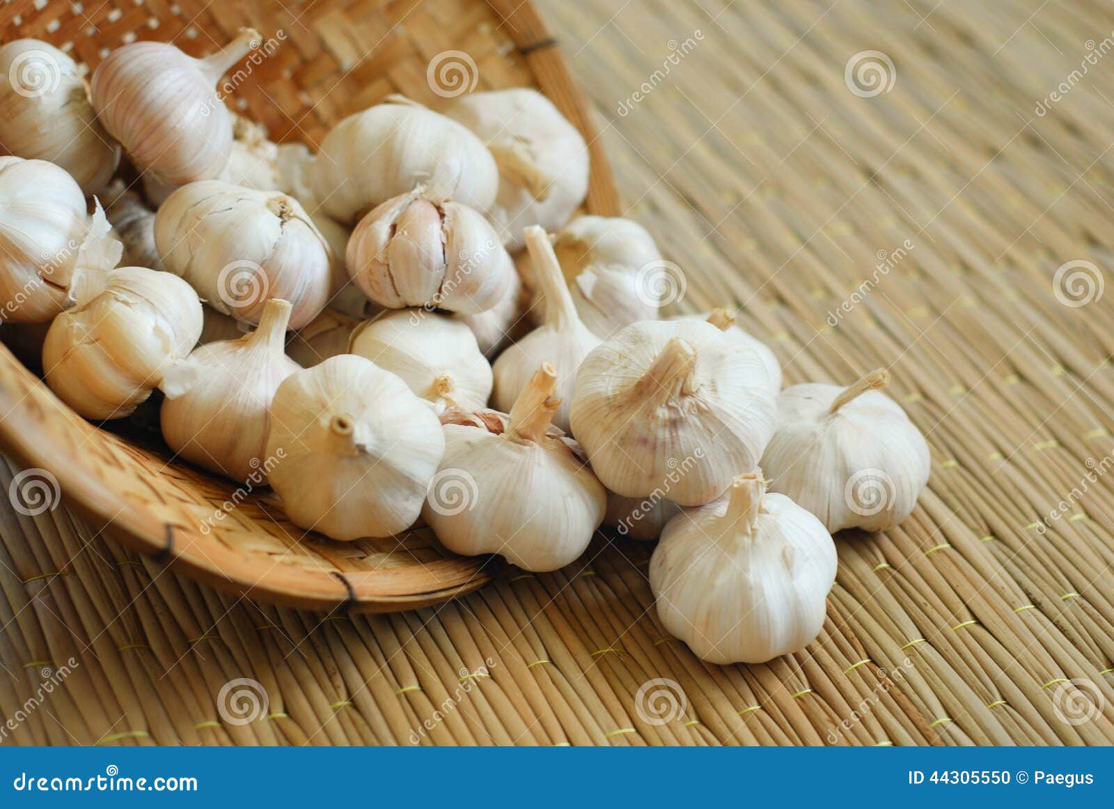Garlics on pallet stock photo. Image of asian, cuisine - 44305550