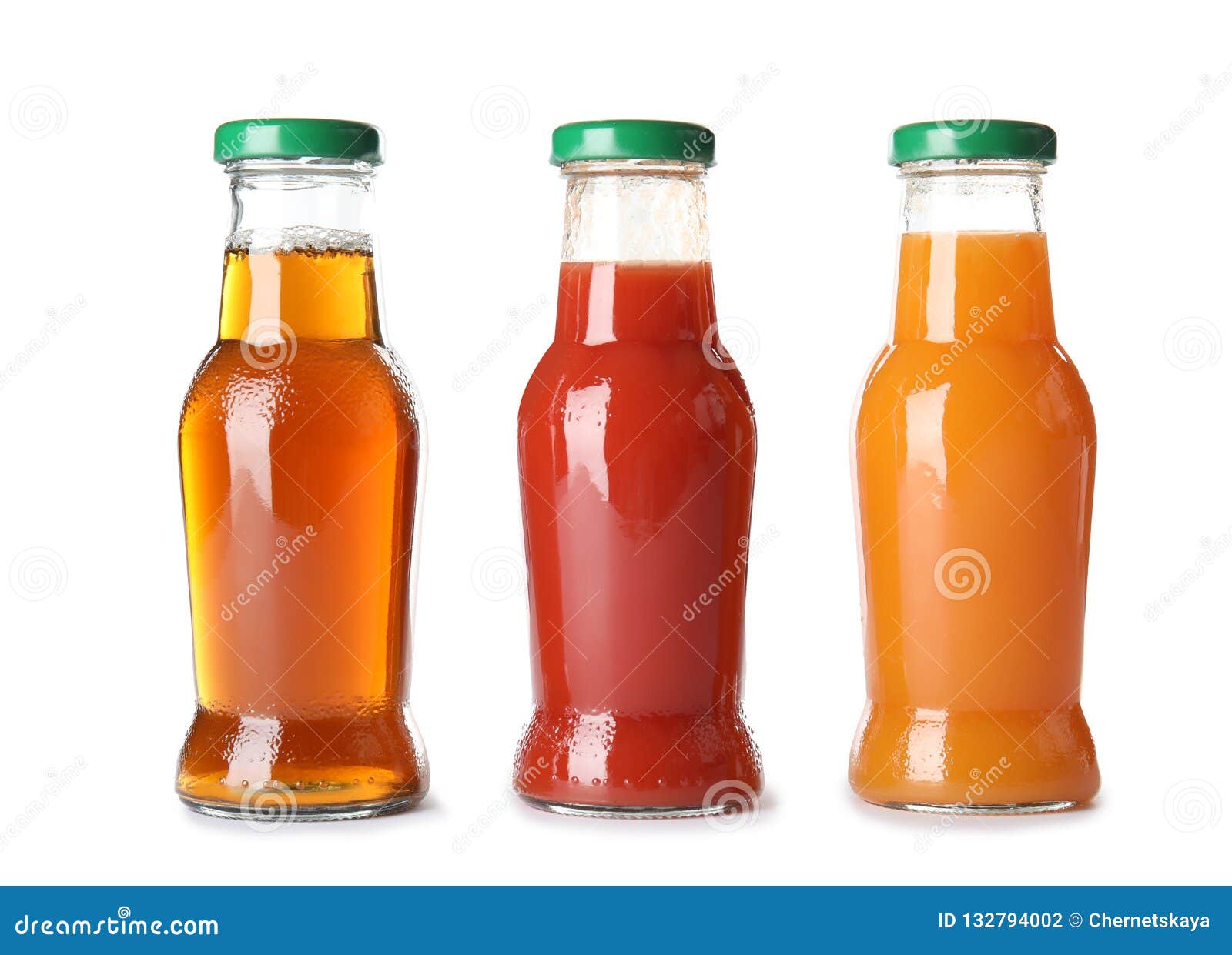 Garrafas Com Bebidas Diferentes Foto de Stock - Imagem de bebidas ...