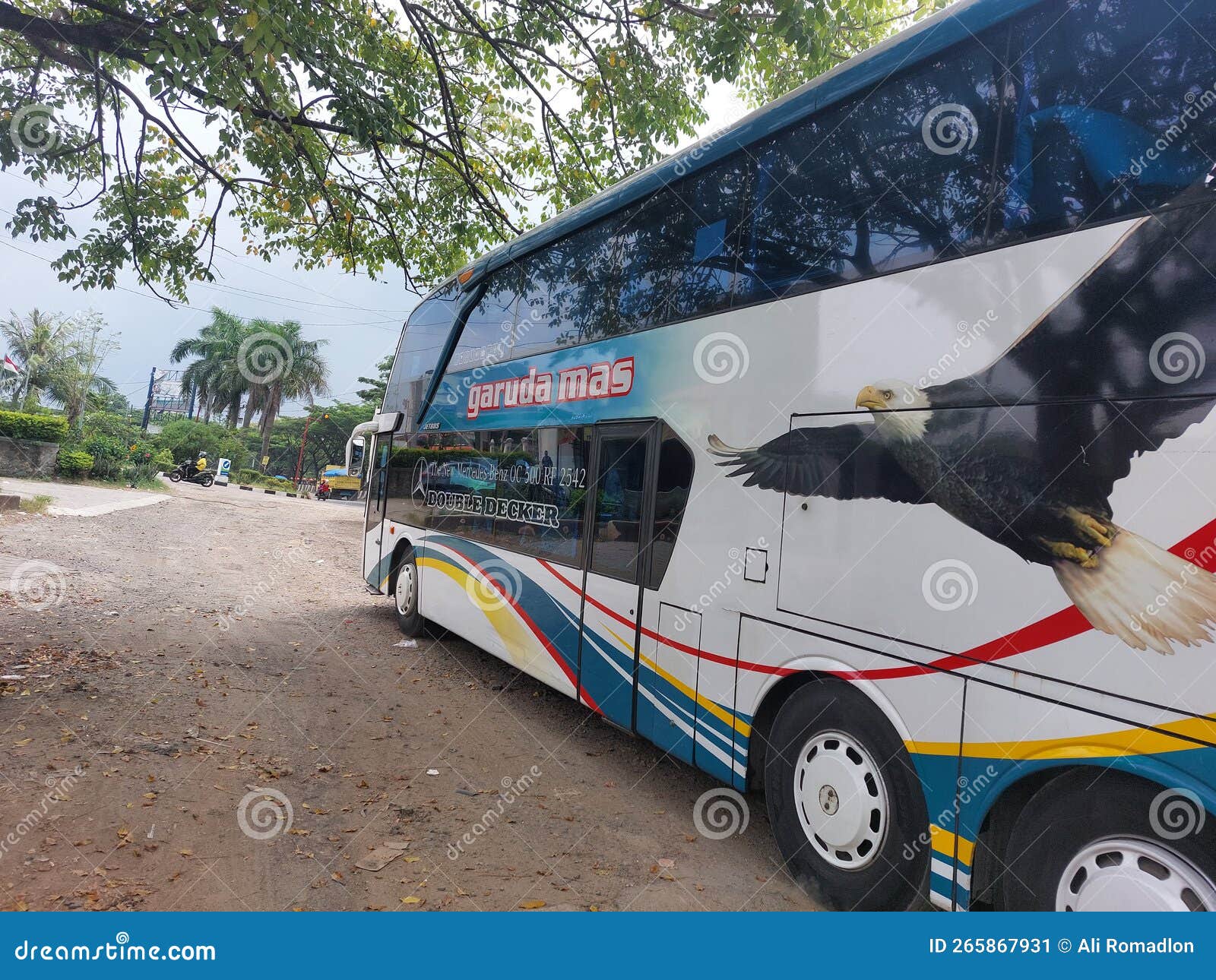 Garuda Mas editorial photo. Image of vehicle, double - 265867931